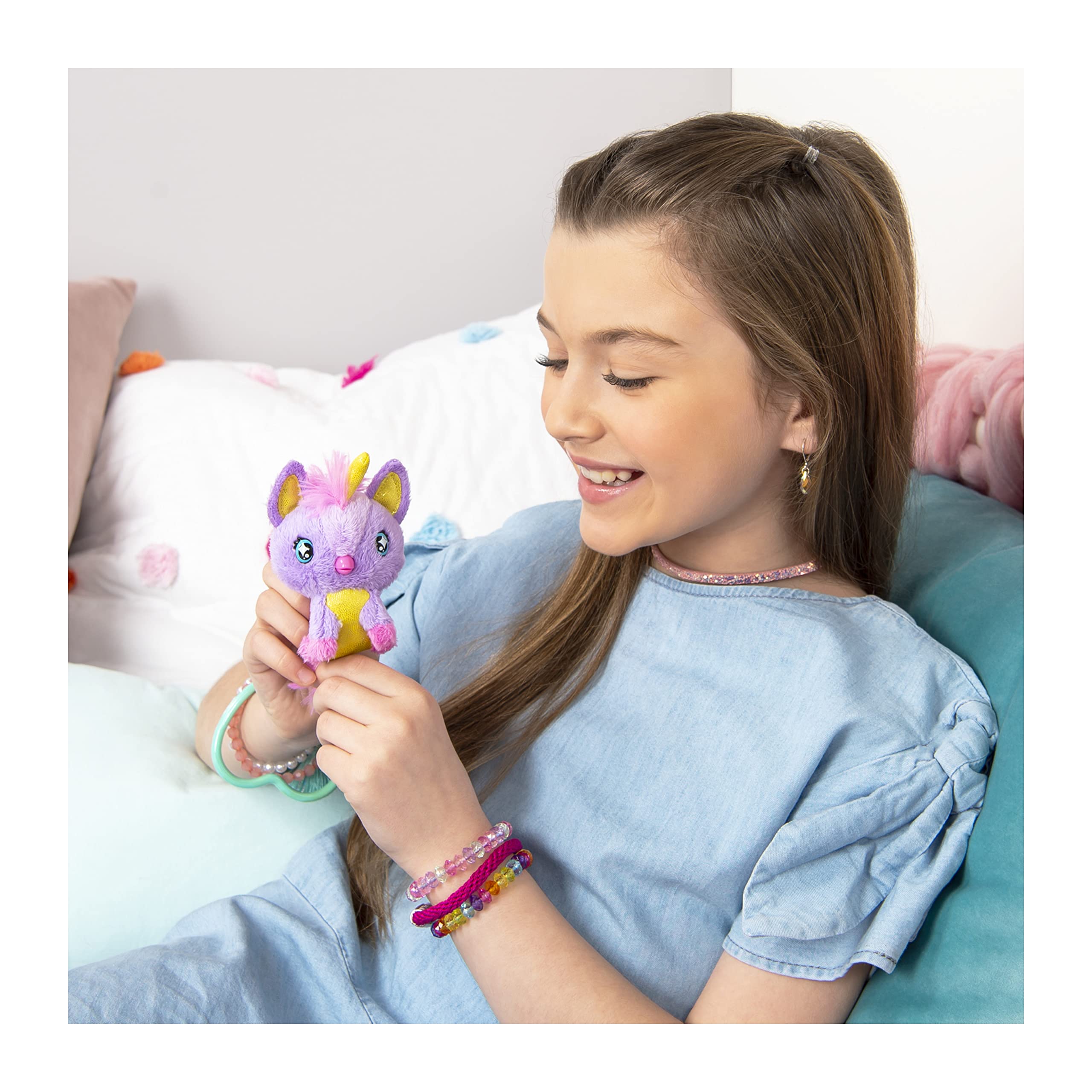 Hatchimals Hatchtopia Life 2-Pack, 2-inch Tall Plush with Interactive Game, for Ages 5 and up (Styles May Vary)