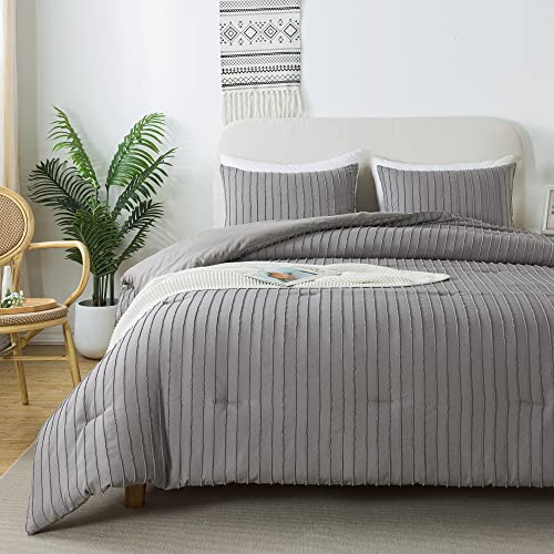 Andency Grey Comforter Set King Size, 3 Pieces Boho Tufted Bed Comforter Set, Soft Lightweight Microfiber Bedding Set for All Seasons