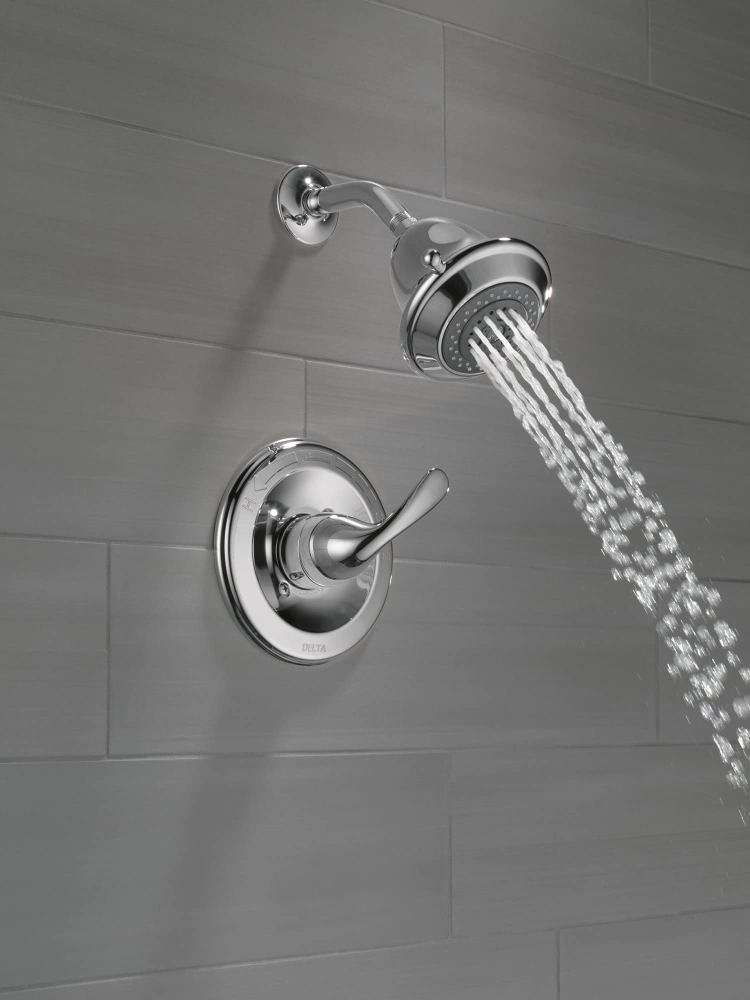 Delta Faucet Classic 13 Series Shower Faucet Set with 3-Spray Shower Head, Shower Handle, Chrome Shower Faucet, Delta Shower Trim Kit, Chrome T13220-SHC