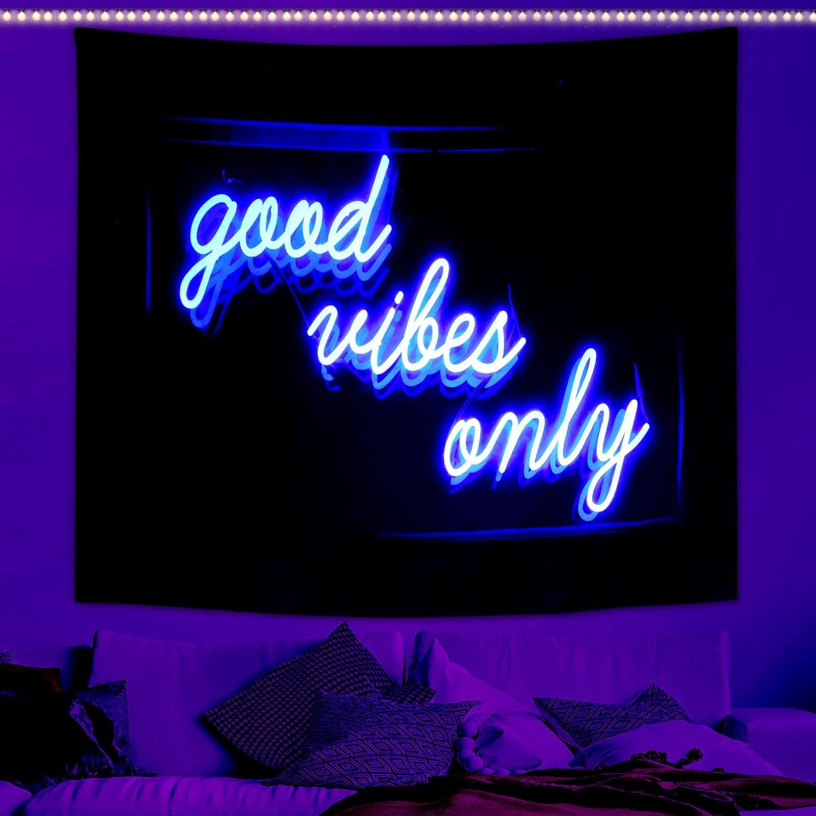 Blacklight Tapestry for Bedroom Blue Room Decor Aesthetic ๐ฎ๐๐๐
๐ฝ๐๐๐๐ ๐ถ๐๐๐ ๐พ๐๐๐
๐ Glow in the Dark Tapestry UV Reaction Tapestry Wall Hanging for Living Room Dorm Decor (51''Hx60''L)
