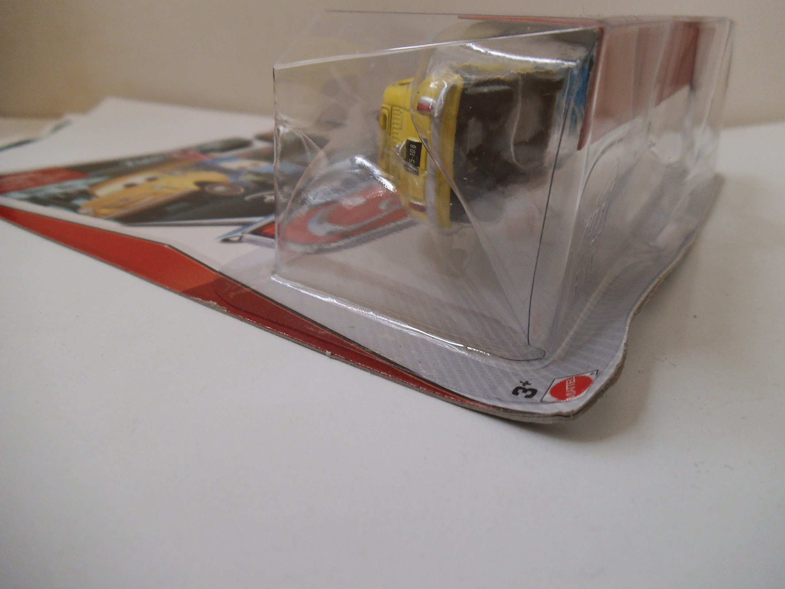 Disney Pixar Cars: Guido & Luigi Diecast Vehicle