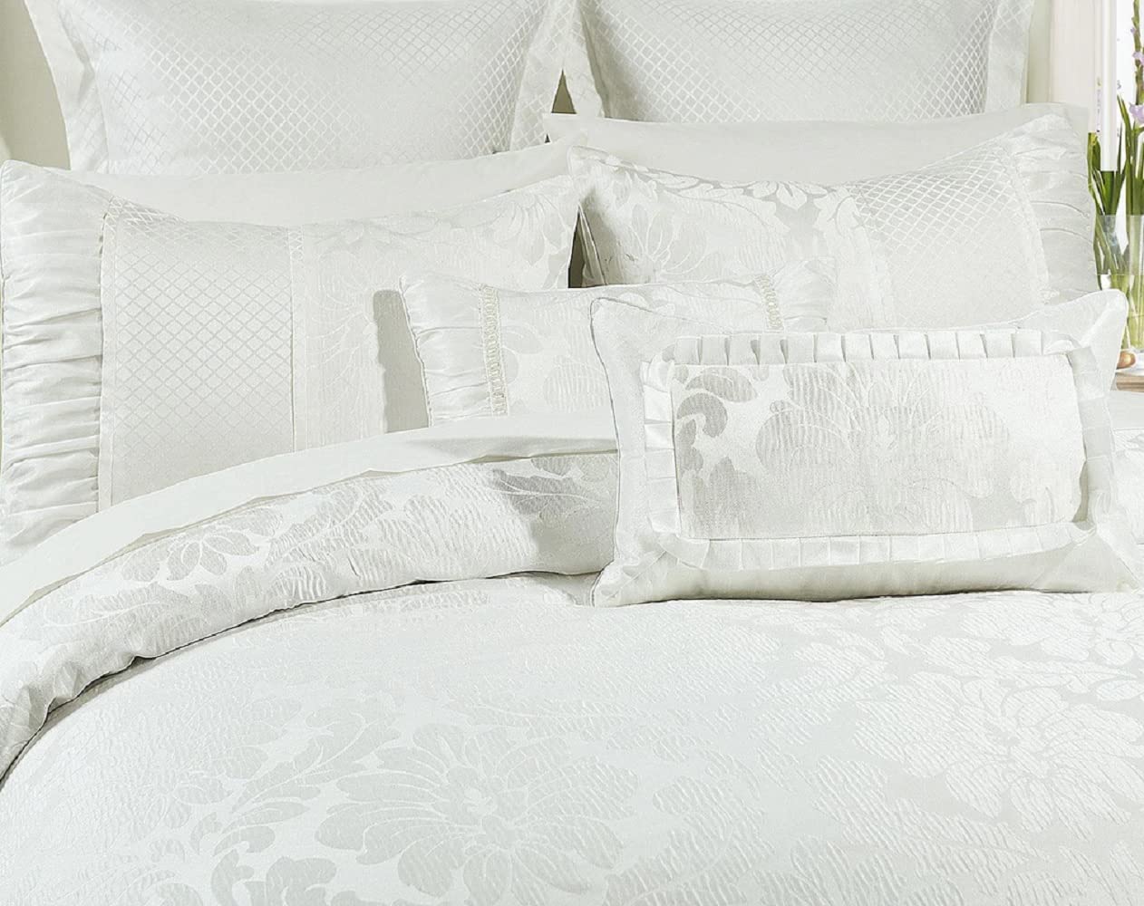 Wholesalebeddings 7pc Duvet Cover Set (Sara Jacquard Cotton Blend) King-California King, White