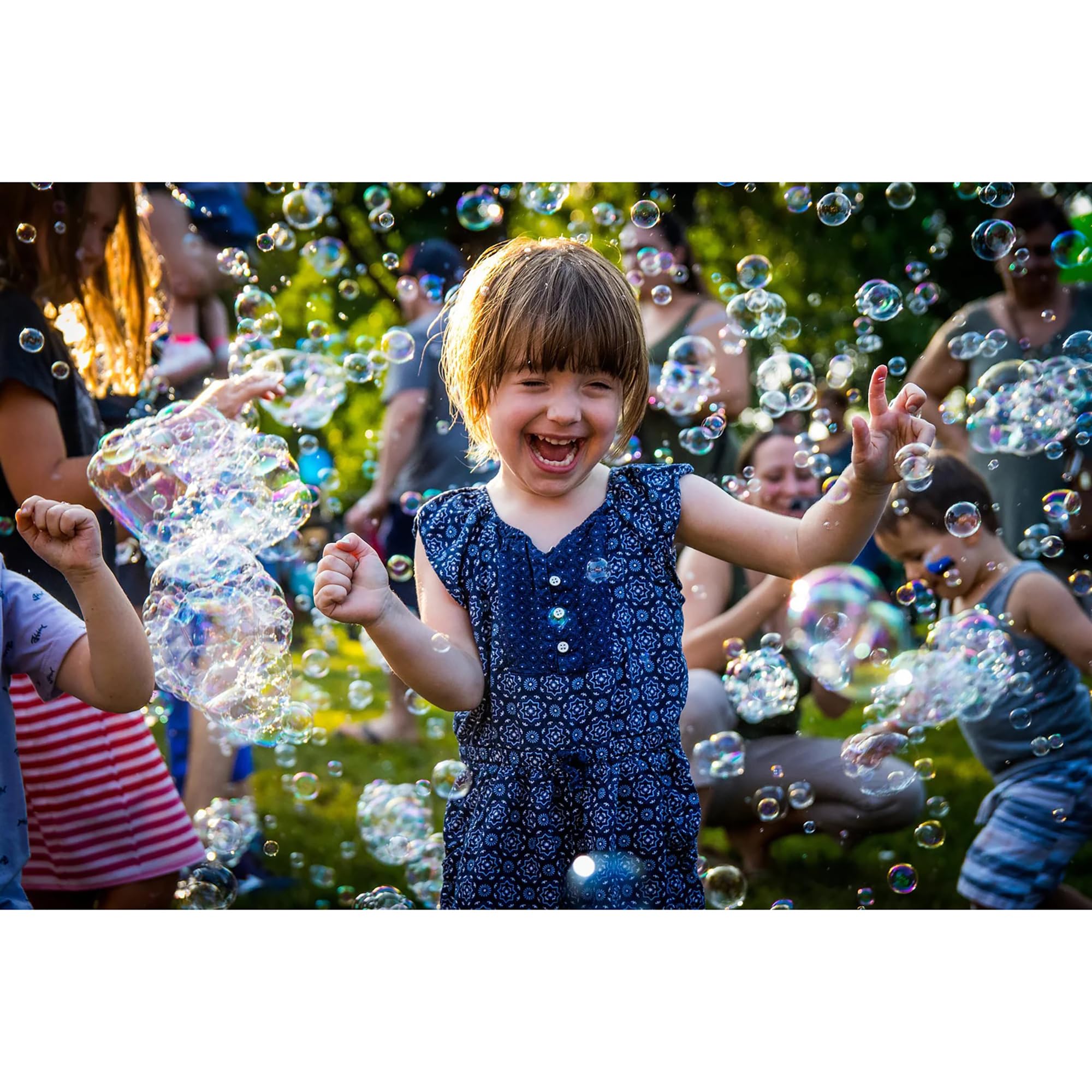 Atomic Bubbles: Bubble Love Bubblegum Scented Bubbles - 2 Pack - 4oz Bottles, Oversized Wand, Kids Events, Party Favors, Indoor & Outdoor, Non-Toxic