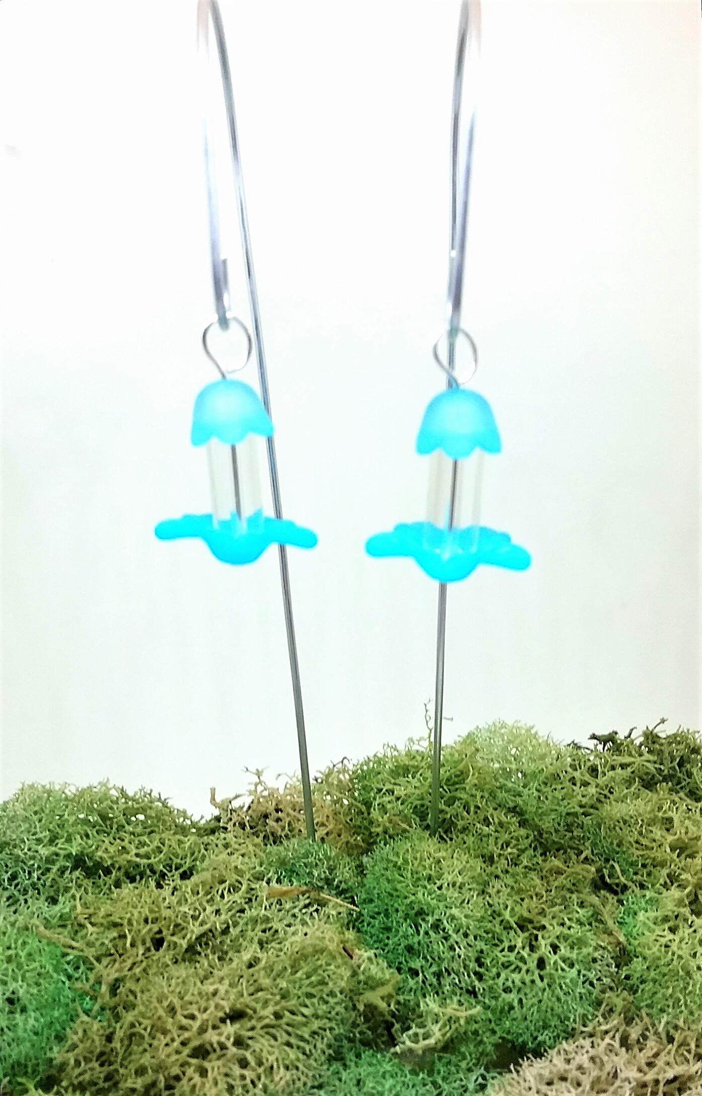 Fairy Garden Accessories. Set of 2 Miniature Bird Feeders.
