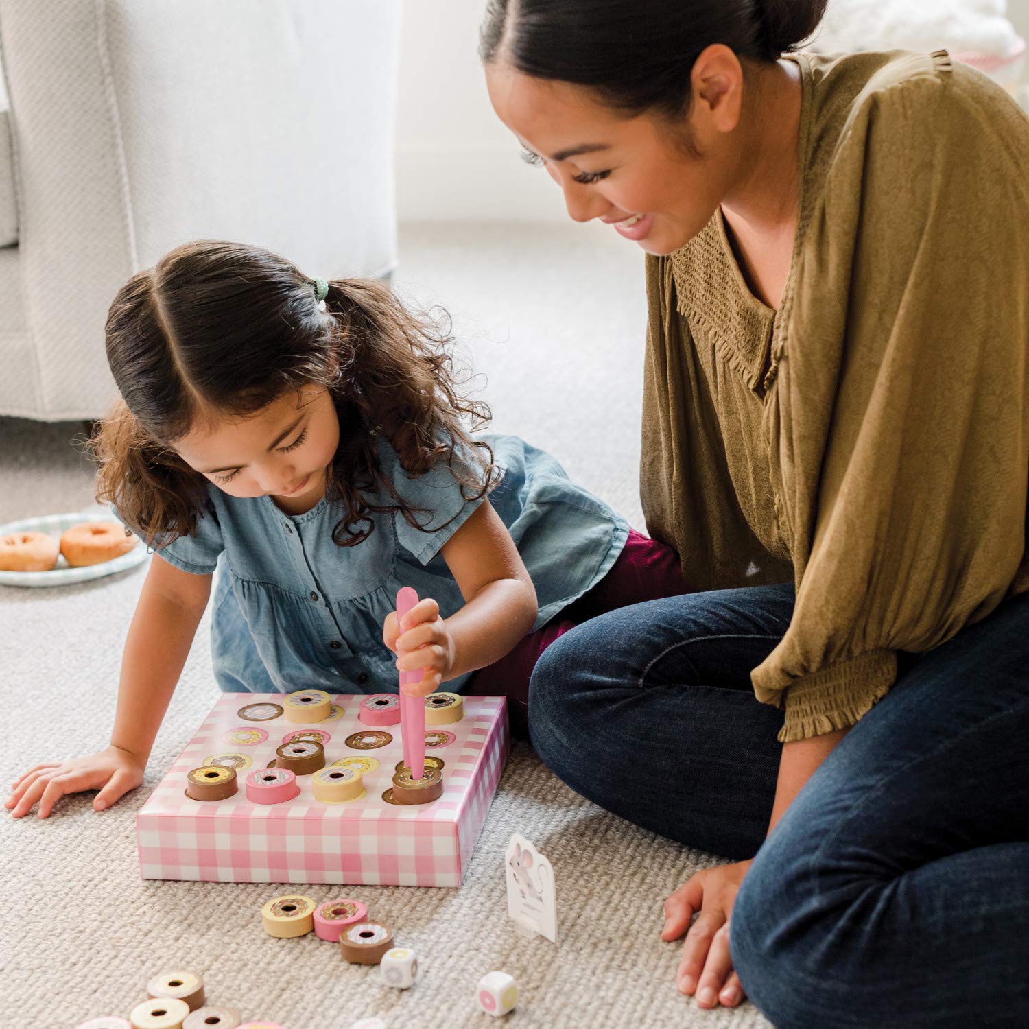 Peaceable Kingdom Busy Busy Bake Shop Cooperative Game for Kids - 2-5 Players Ages 4 and Older.