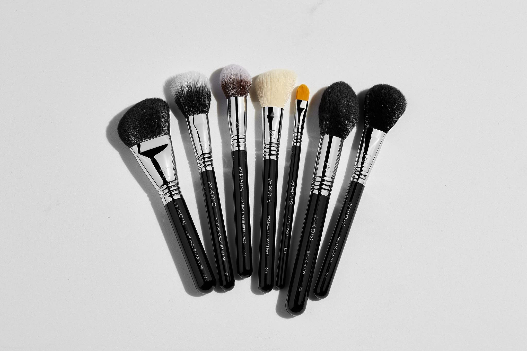 Sigma Beauty Professional F23 Soft Angled Contour™ synthetic Face Makeup Brush with SigmaTech® fibers for Contouring, Sculpting and Highlighting