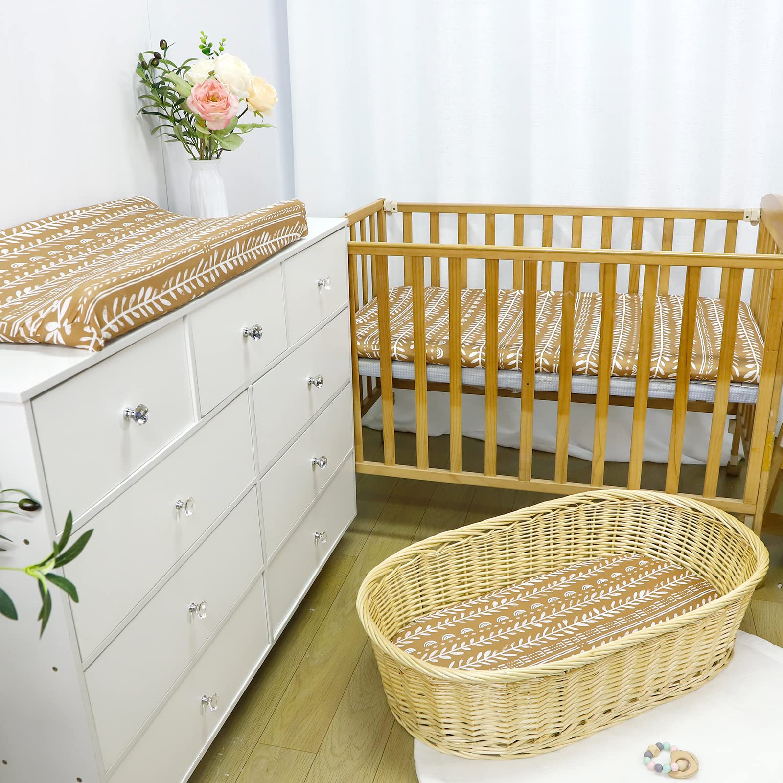 Bassinet Sheets for Baby Girl Boy 2 Pack, Soft Jersey Knit Bassinet Fitted Sheets Universal for Oval, Rectangle or Hourglass Bassinet Mattress, Retro Brown Flower
