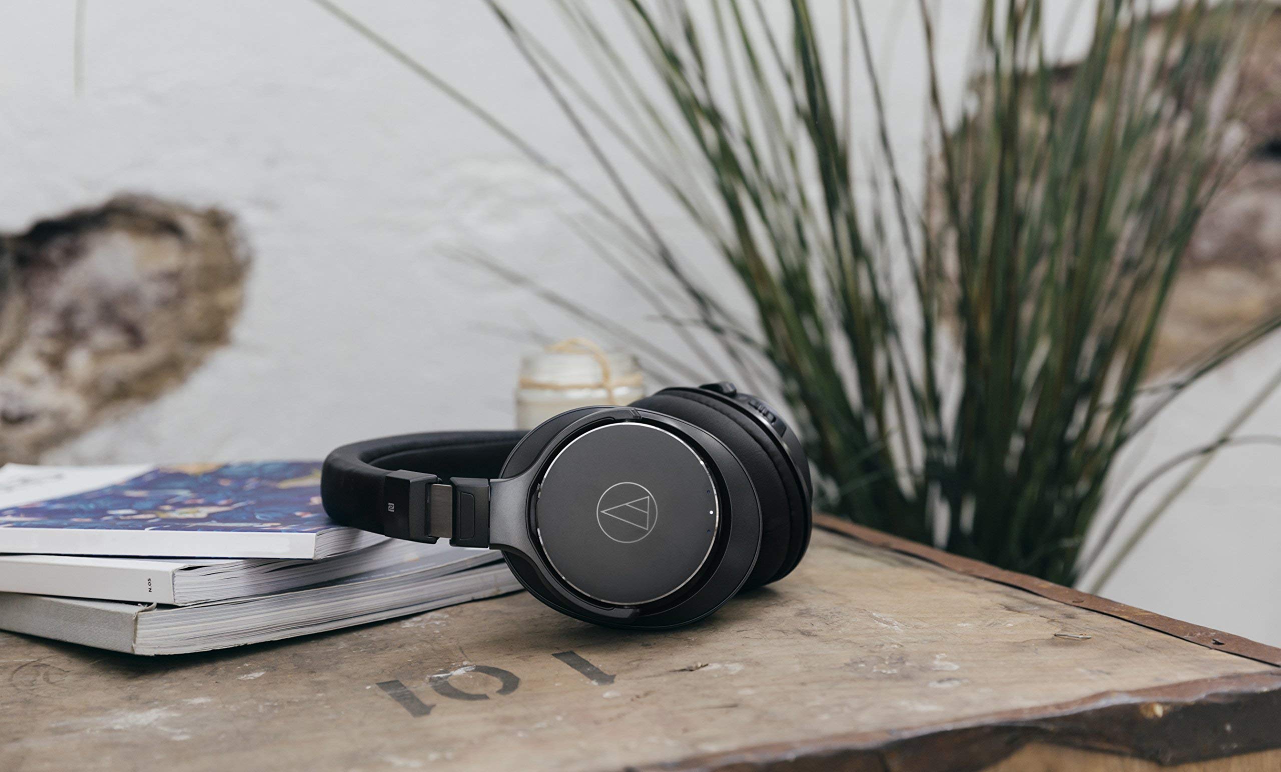 Audio-Technica ATH-DSR7BT Wireless Over-Ear Headphones with Pure Digital Drive - (Renewed)