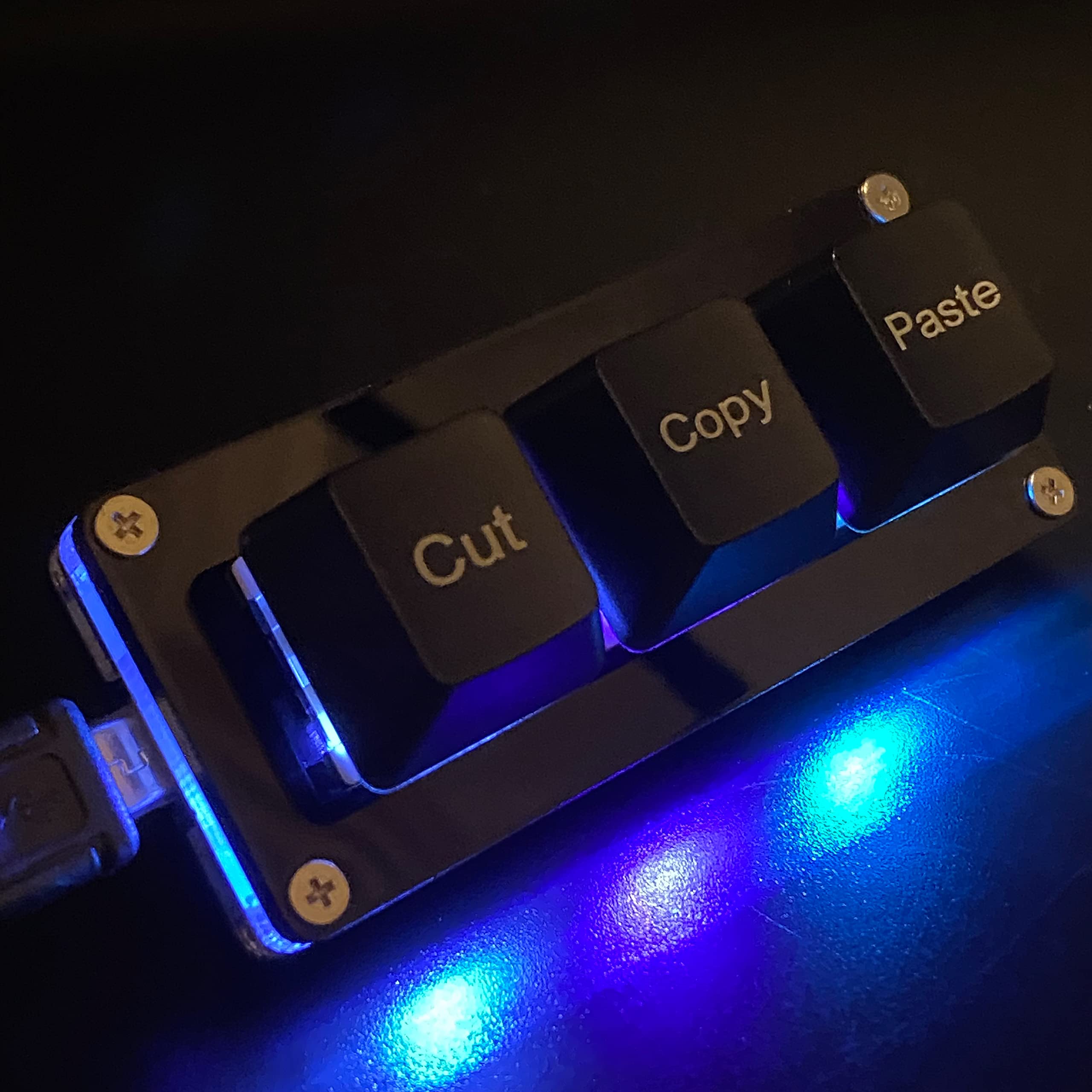 BTXETUEL Mini 3-Key Cut Copy Paste Keyboard Ctrl X C V Shortcut One Handed Keyboard RGB Macro Pad Gaming Mechanical Keyboard OSU Keypad Programmable Keyboard for Working and Gaming. (Black)