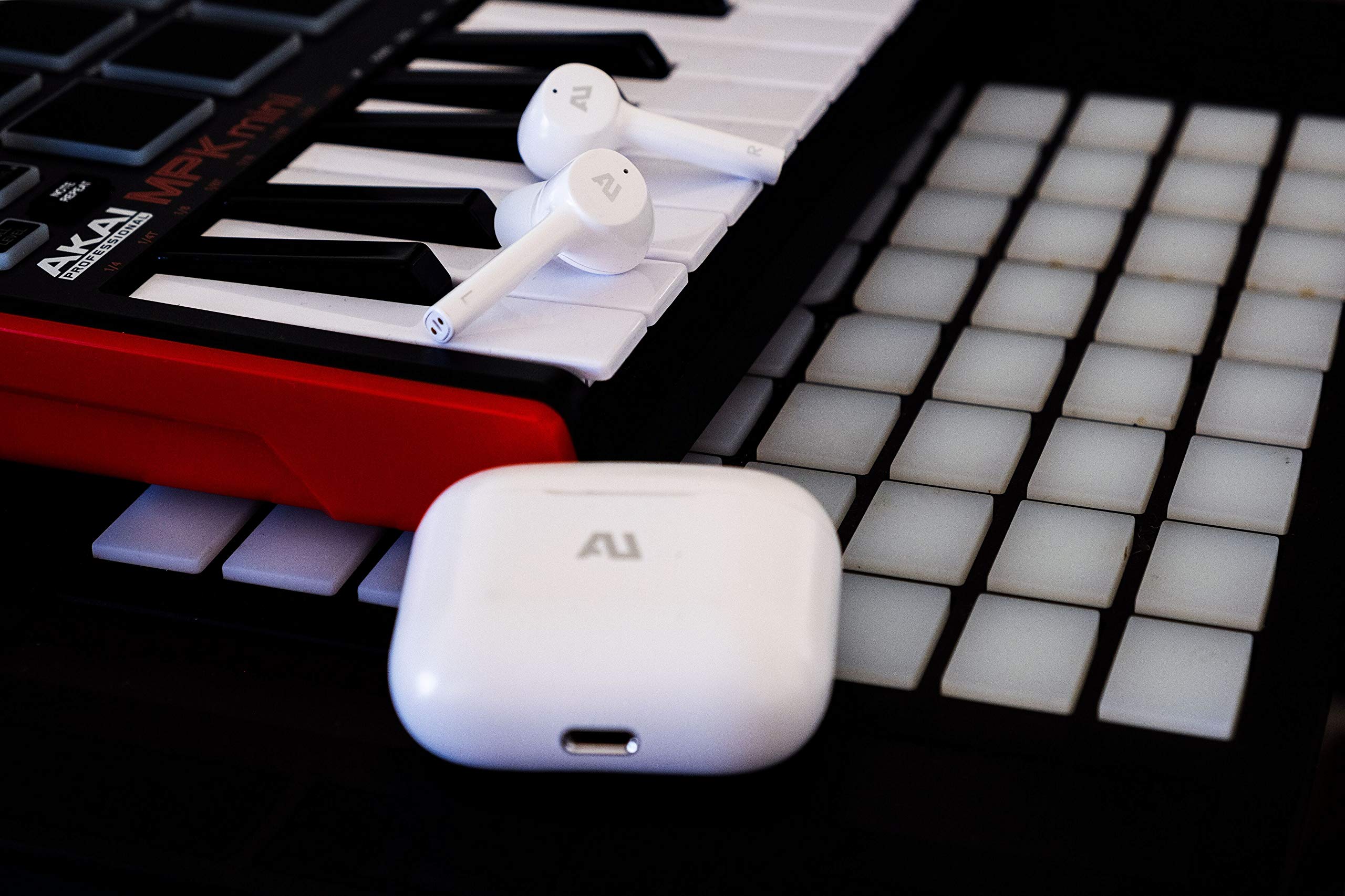 Ausounds AU-Stream True Wireless Bluetooth Earbuds, White