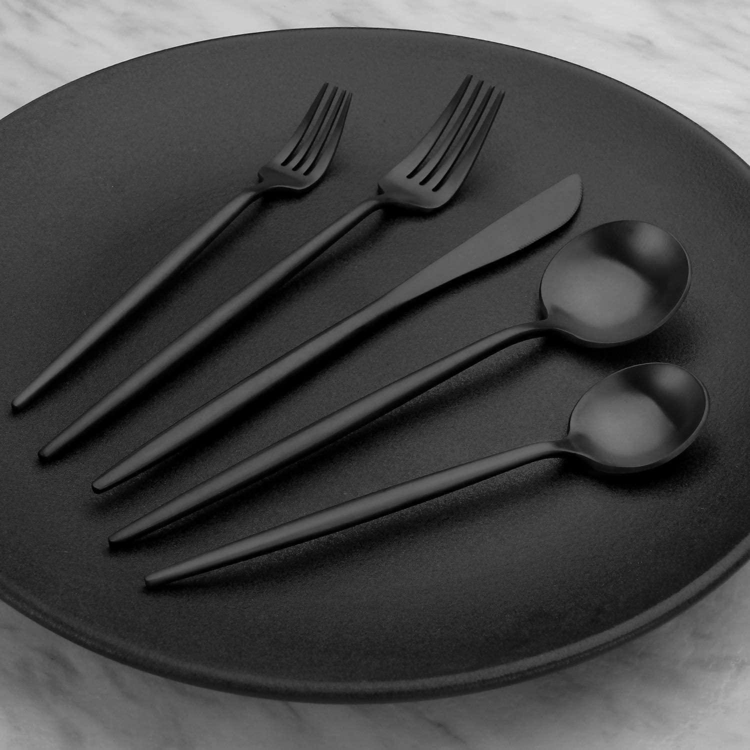 Bettlife Matte Black Silverware Set, Stainless Steel Satin Finish, Flatware Cutlery Set for 4, 20-Piece Spoons and Forks Kitchen Utensil Set, Dishwasher Safe (Matte Black, 20 P)