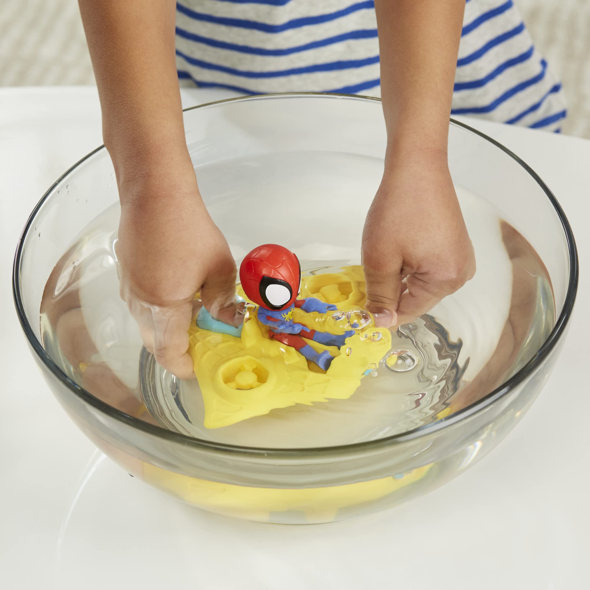 Marvel Spidey and His Amazing Friends Spidey Water Web Raft, Preschool Water Toy with Spidey Action Figure for Kids Ages 3 and Up