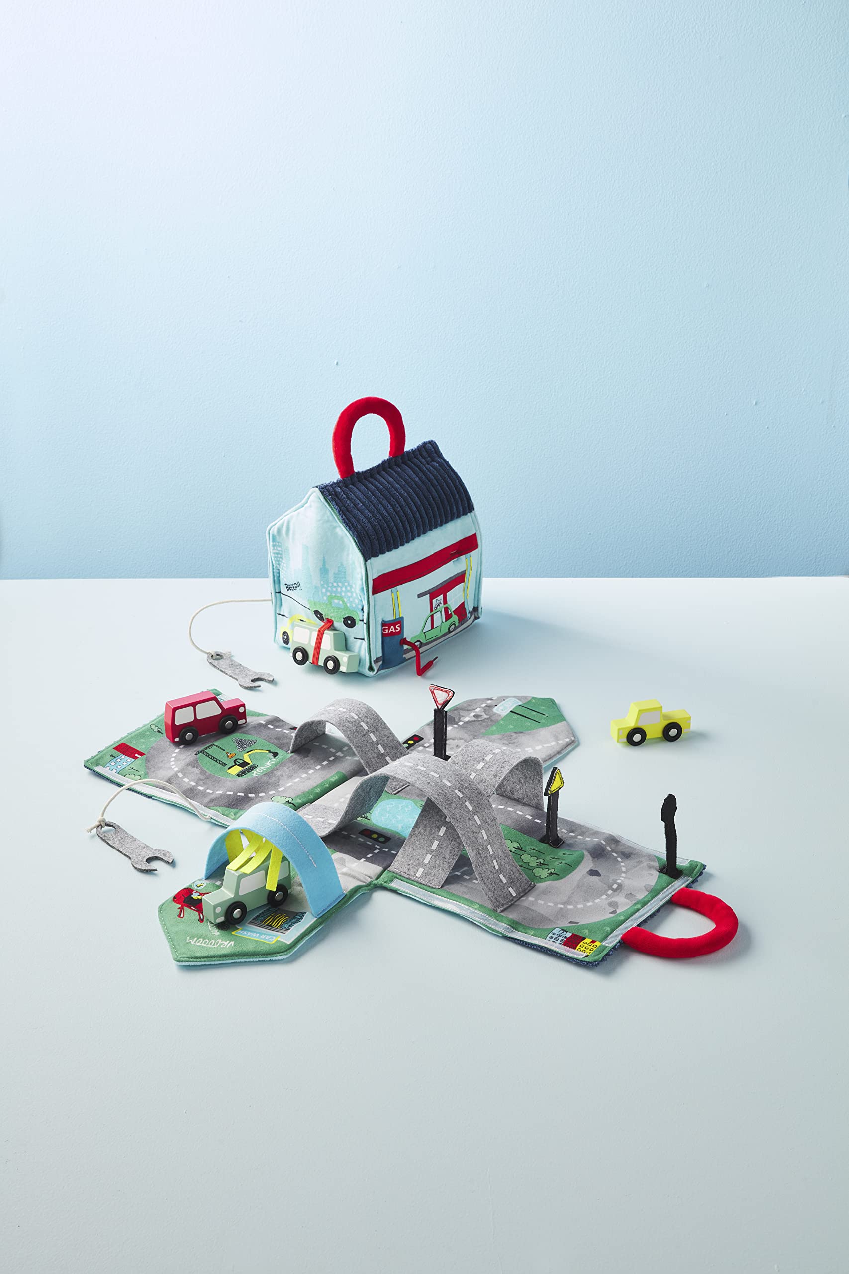 Mud Pie Children's Transportation Car Plush Set