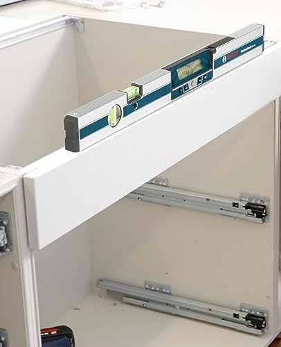 BOSCH Digital Level, 24 Inch. GIM 60