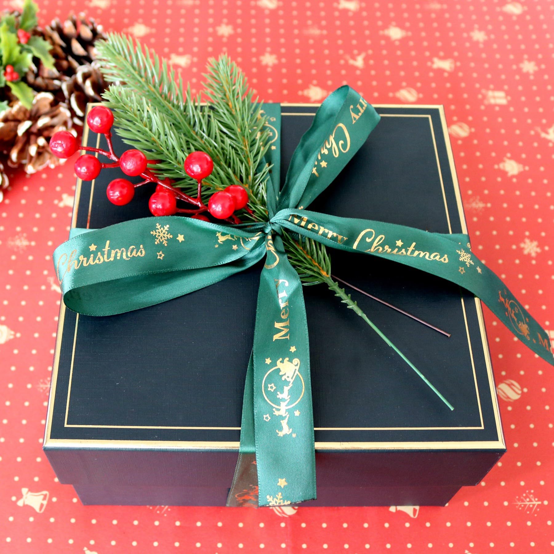 Elyjhyy 30pcs Artificial Pine Branches Green Plants Pine Needles DIY Accessories for Garland Wreath Christmas and Home Garden Decor