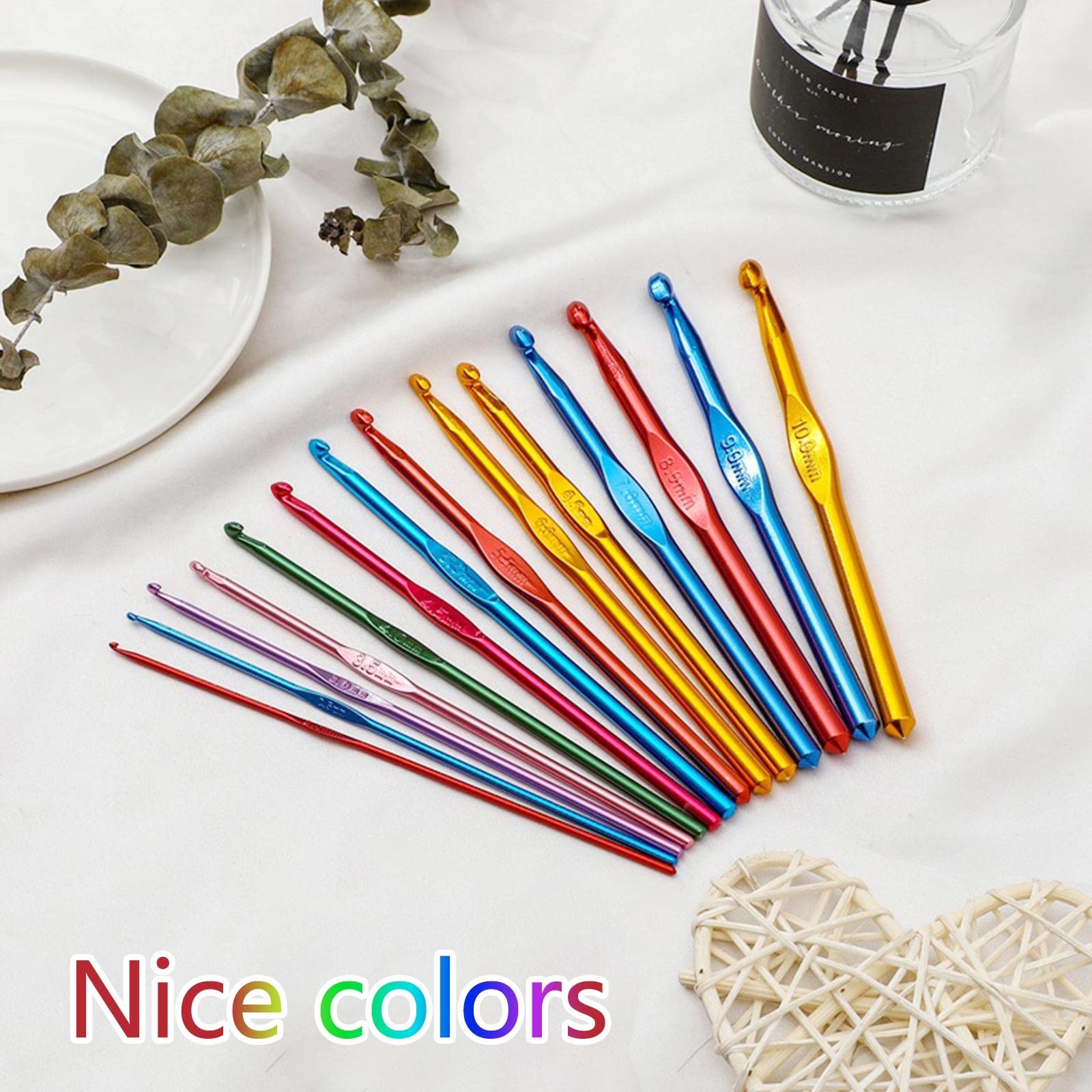 BCMRUN 34Pcs Crochet Hooks Set,14 Size 2.25mm(B)-10mm(N) Ergonomic Handles Crochet Kit with Case,Large-Eye Blunt Knitting Needles Tools, Knit Needles Weave Yarn Craft Sewing Tools Set, Best Gift