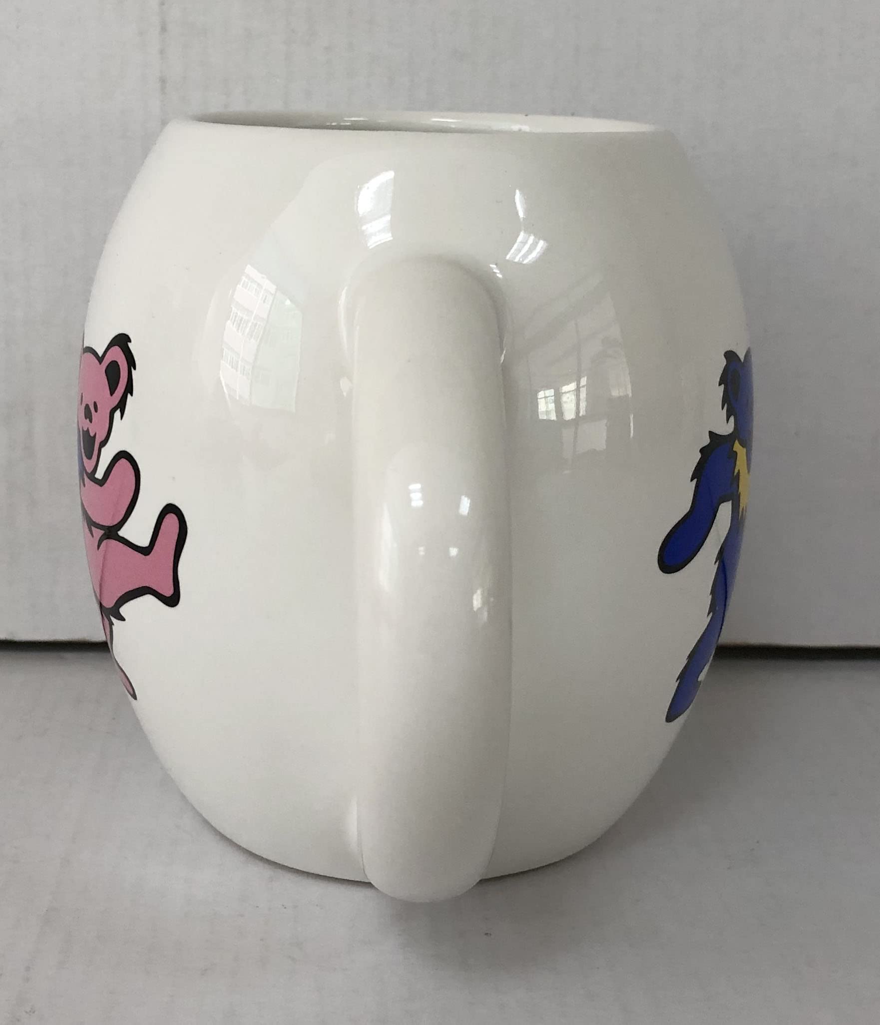 Bioworld Grateful Dead Dancing Bears 18 oz Oval Ceramic mug
