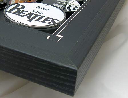 Miniature Guitar Shadowbox SGT. PEPPERS LONELY HEARTS