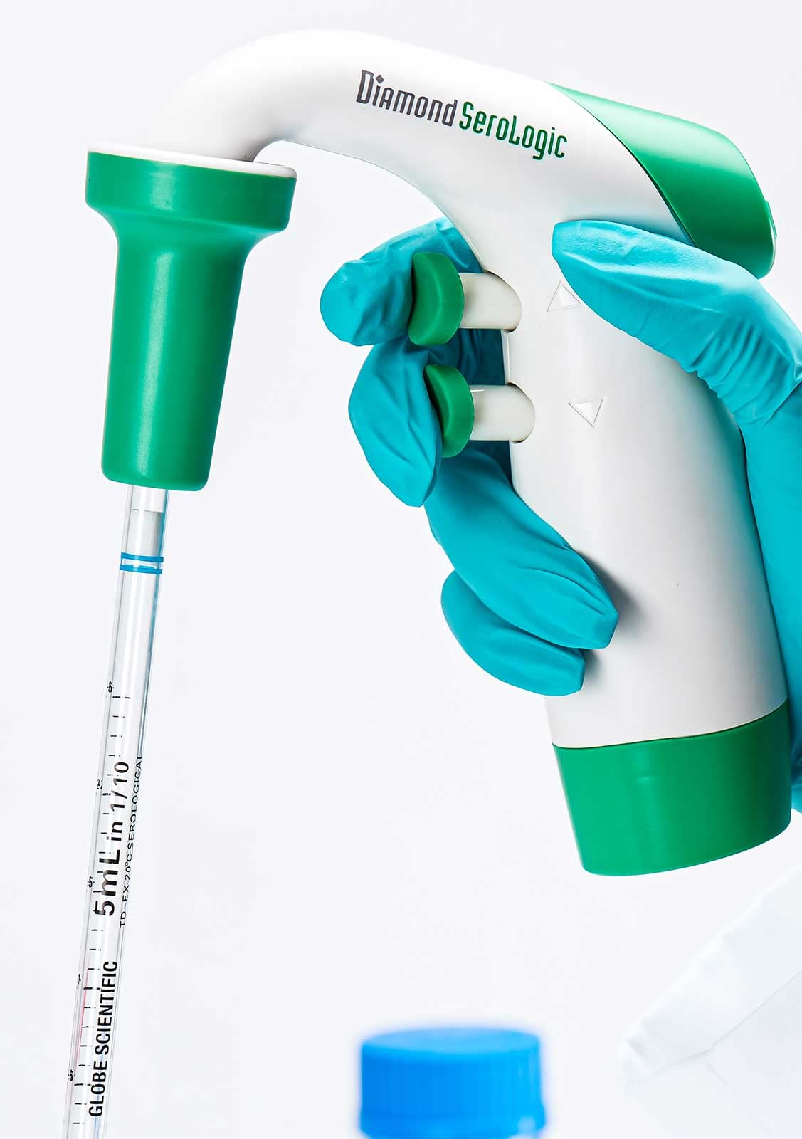 Globe Scientific 1740 Polystyrene UniPlast Serological Pipette, 5mL Capacity, Standard Tip, 296mm Length, Sterile, Blue Striped, Individually Wrapped (Case of 250)