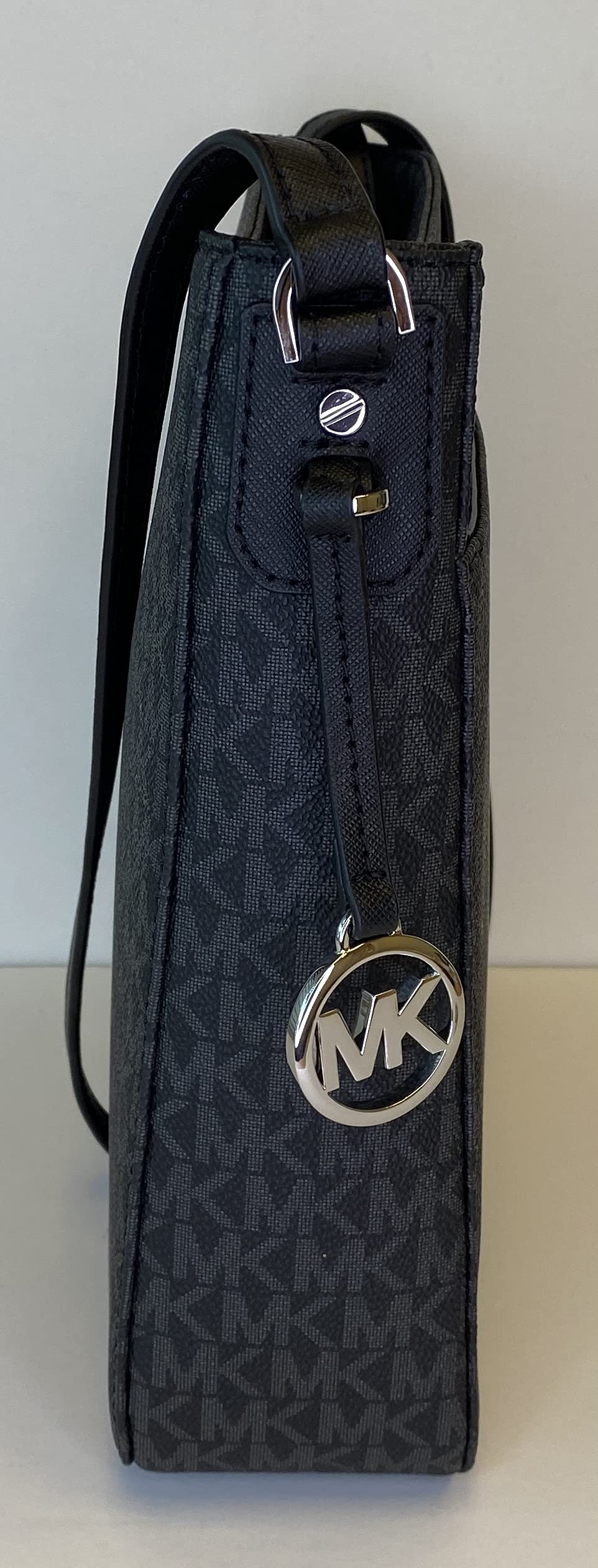 Michael Kors MICHAEL Michael Kors Jet Set Travel Large Messenger Crossbody bundle with Trifold Wallet Purse Hook (Signature MK Vanilla)