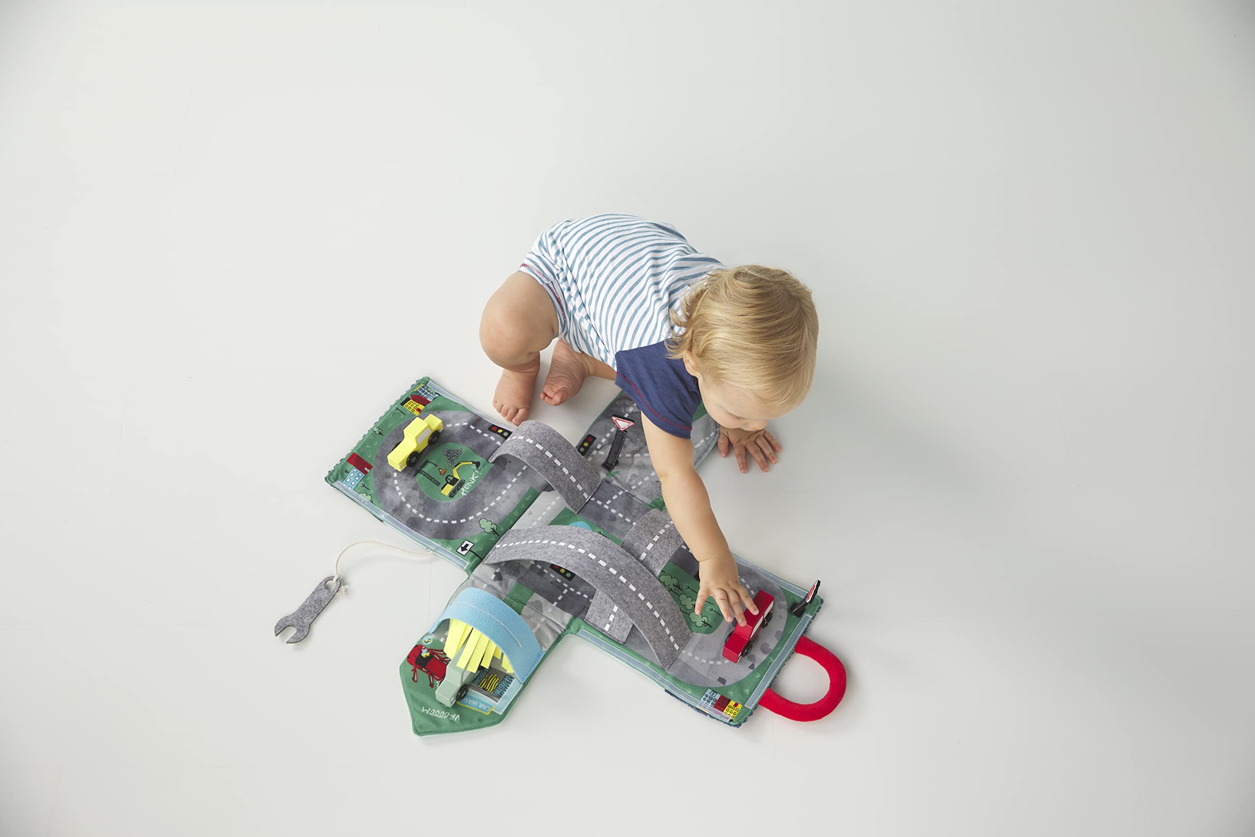 Mud Pie Children's Transportation Car Plush Set