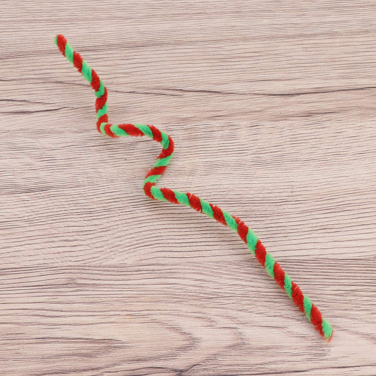 Happyyami 50pcs Christmas Cleaners Striped and Glitter Chenille Stem for Art and Crafts Creative Crafts Decorations Red and Green