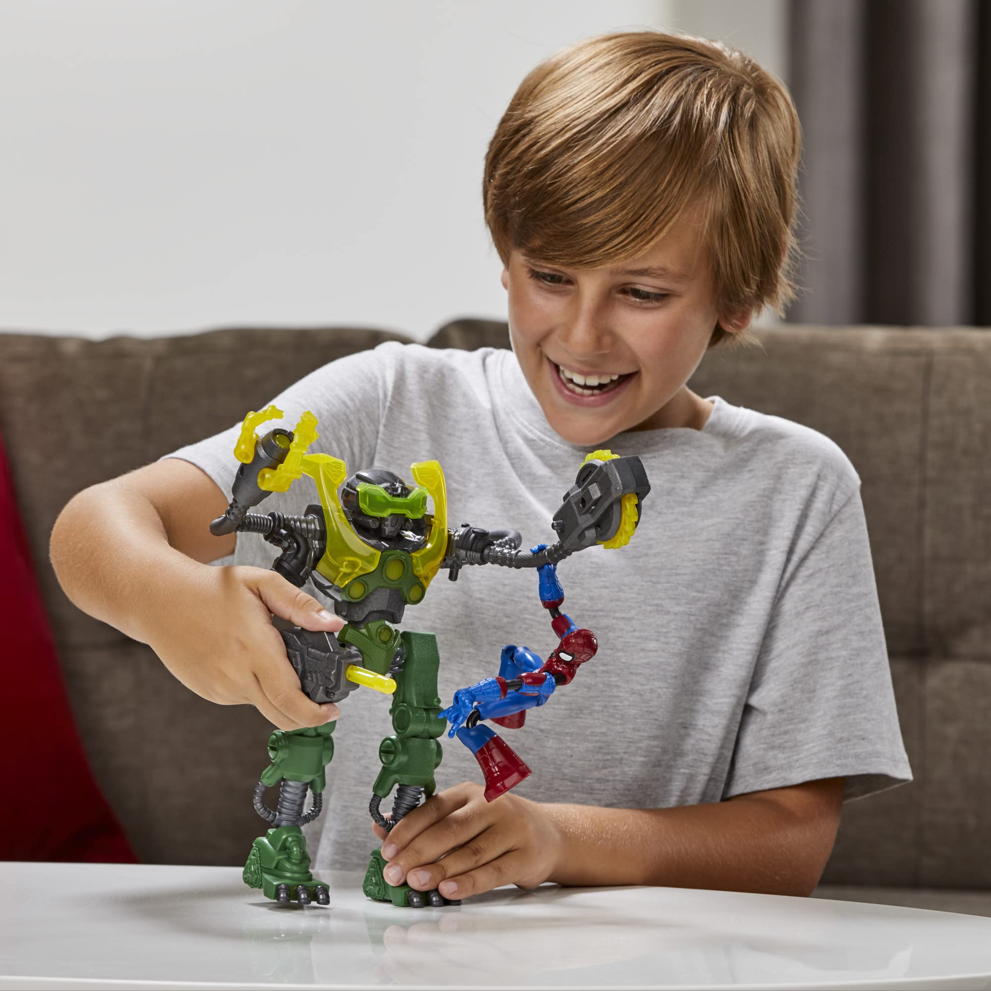Marvel Bend and Flex Spider-Man Vs. Ock-Bot, 6-inch Spider-Man Action Figure, 10-Inch Ock-Bot with 2 Projectiles, Ages 4 and Up