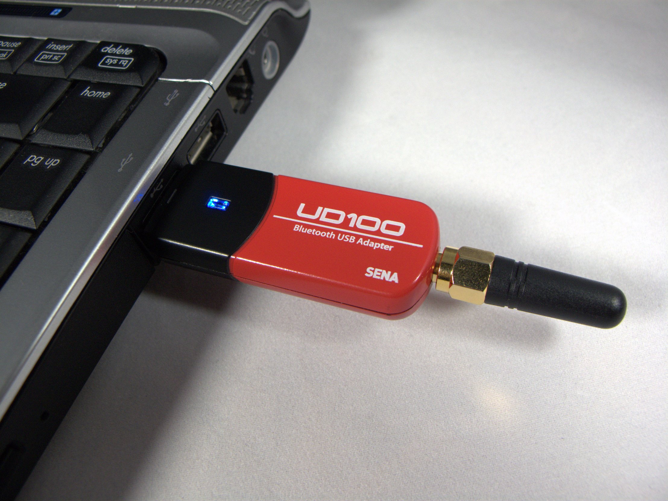 Sena USB Bluetooth Adapter 300m Working Dist, UD100-G03 (300m Working Dist. Exchangeable Antenna, Bluesoleil Driver (Works with Microsoft Bluetooth Driver)), red, Black