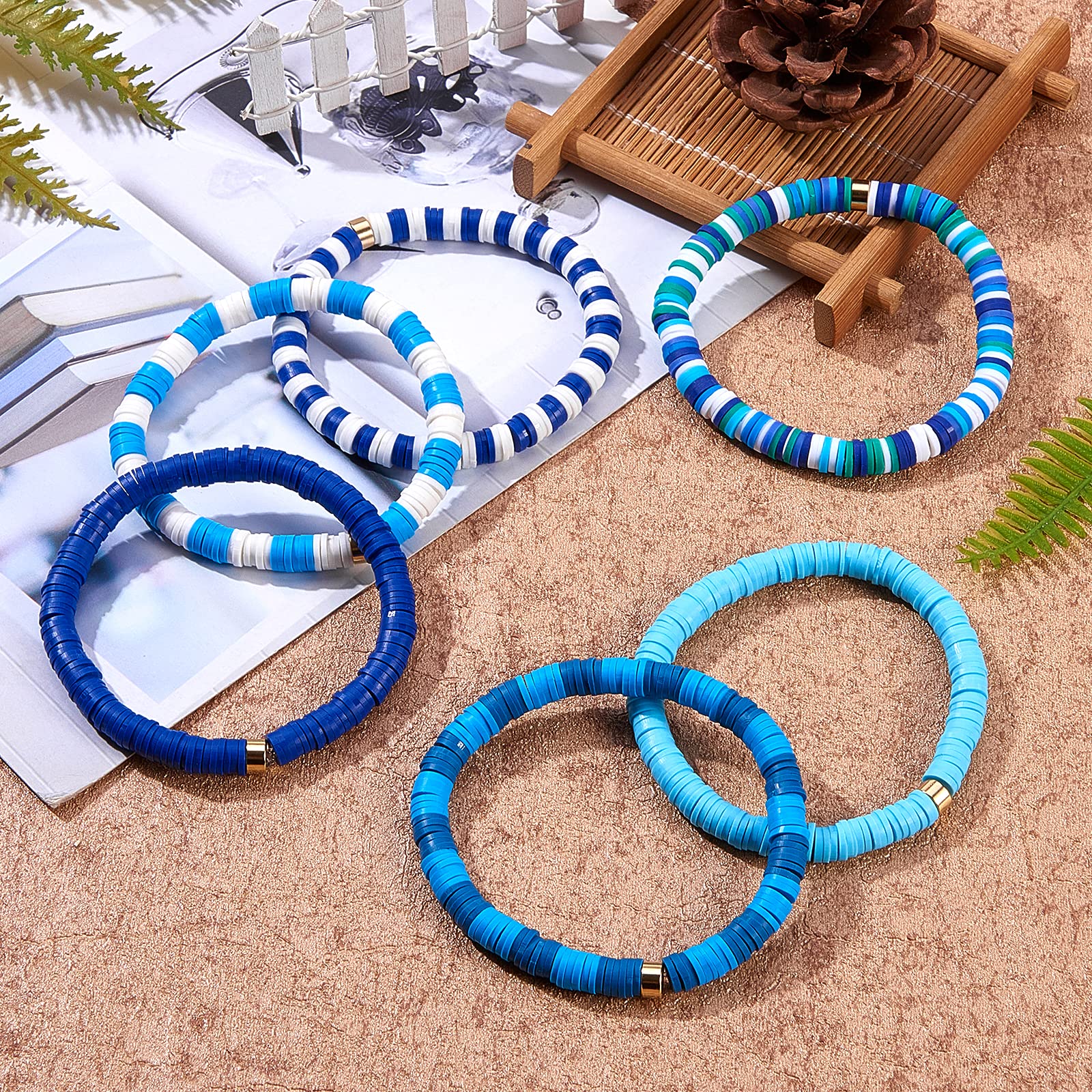 BEEFLYING 6pcs Clay Beads Bracelets Set Heishi Surfer Disc Stretch Bracelets Bohemian Adjustable Bangle Boho Bracelets for Women Girls Vacation Party Summer Beach