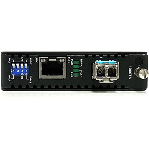 StarTech.com Multimode (MM) LC Fiber Media Converter for 1Gbe Network - 550m Range - Gigabit Ethernet - 850nm - with SFP Transceiver , TAA (ET91000LC2)