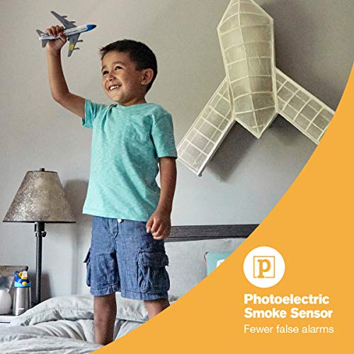 FIRST ALERT Hardwired Wireless Smoke Alarm with Photoelectric Sensor and Battery Backup, SA521CN-3ST , White