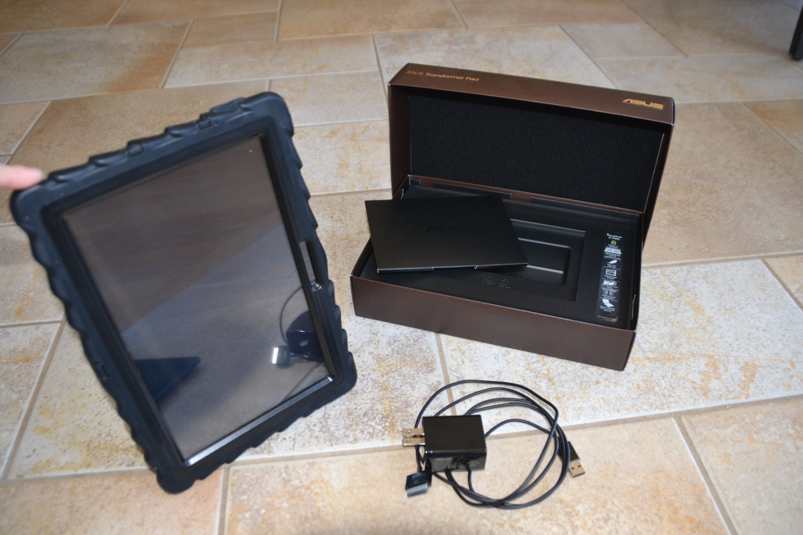 Asus Transformer Pad Tablet TF300T-A1-BK 10.1" 16GB Black Android 4.0