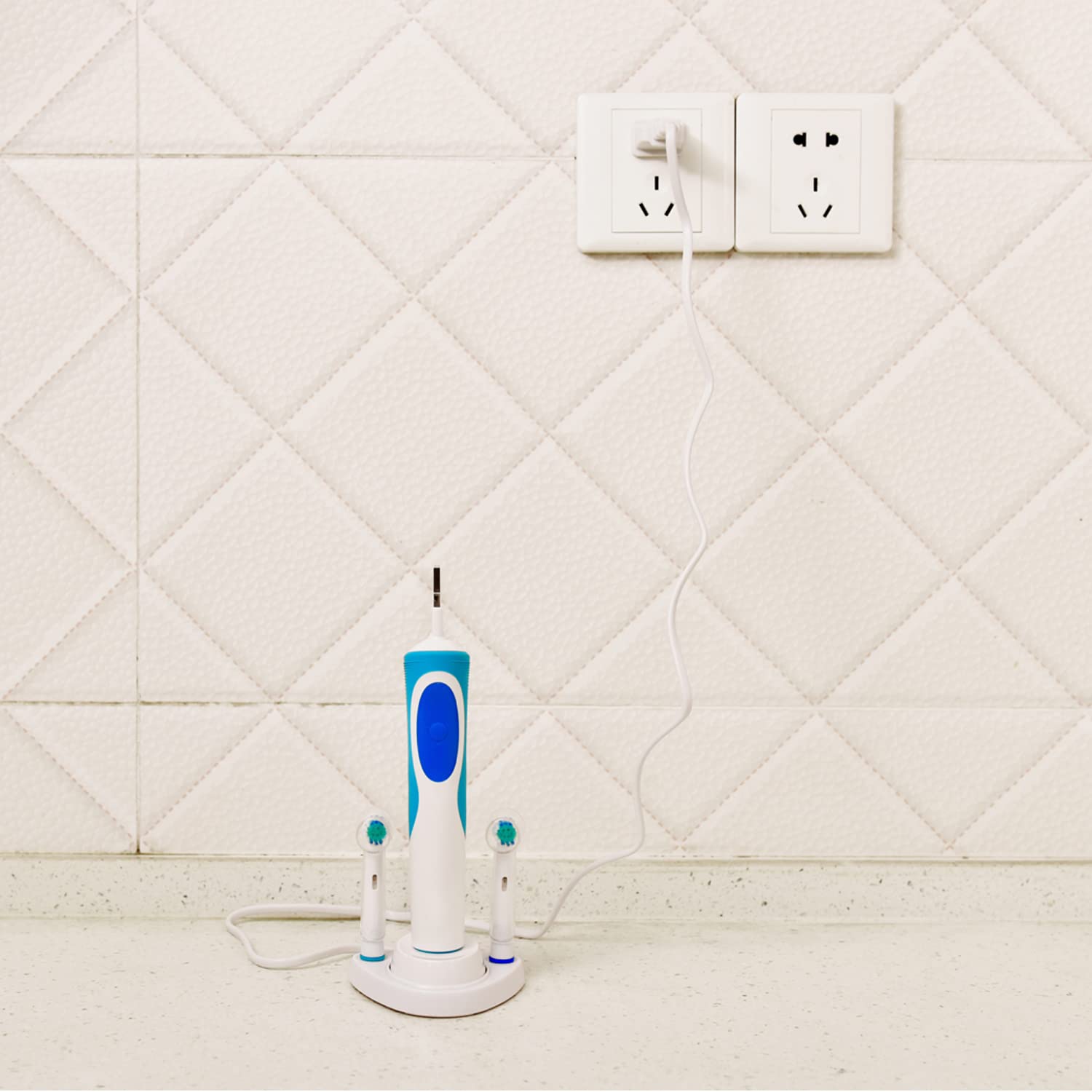 LazyMe Single Charger Holders Toothbrush Heads Holder Compatible for Oral-B, for Oral-B D Series, PRO Series (1 Pack)