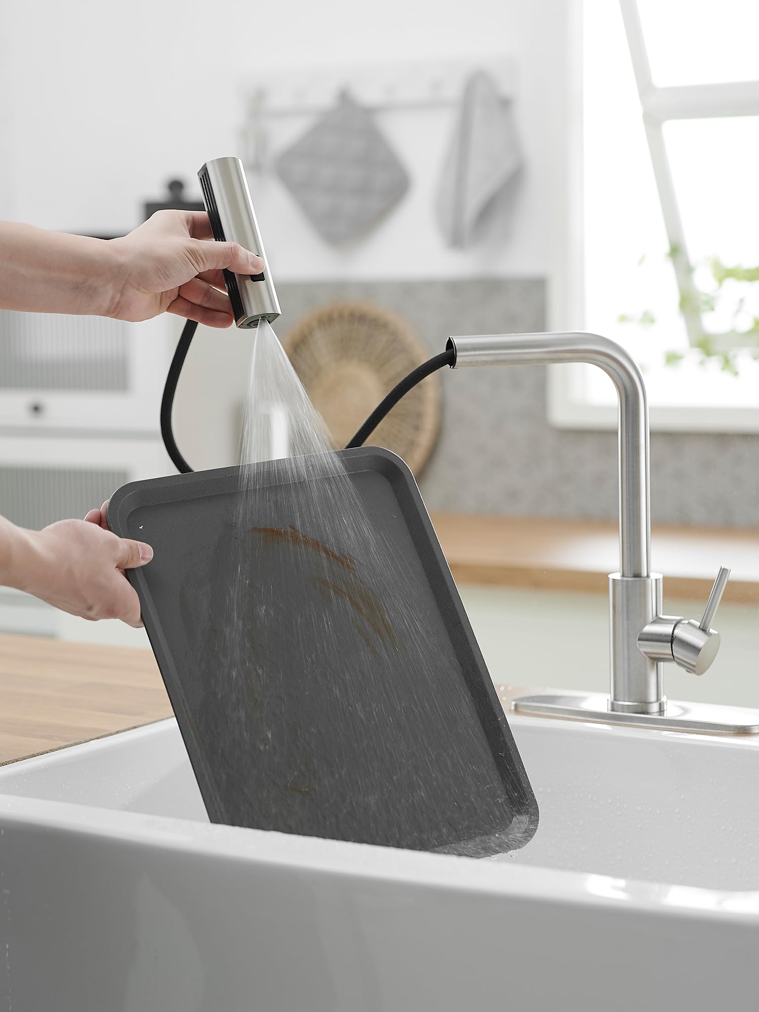 Black Kitchen Faucets with Pull Down Sprayer,Waterfall Kitchen Sink Faucet, Utility Stainless Steel Kitchen Faucets with Soap Dispenser,Single Handle Sink Faucet with Pull Down Sprayer for 3 Function