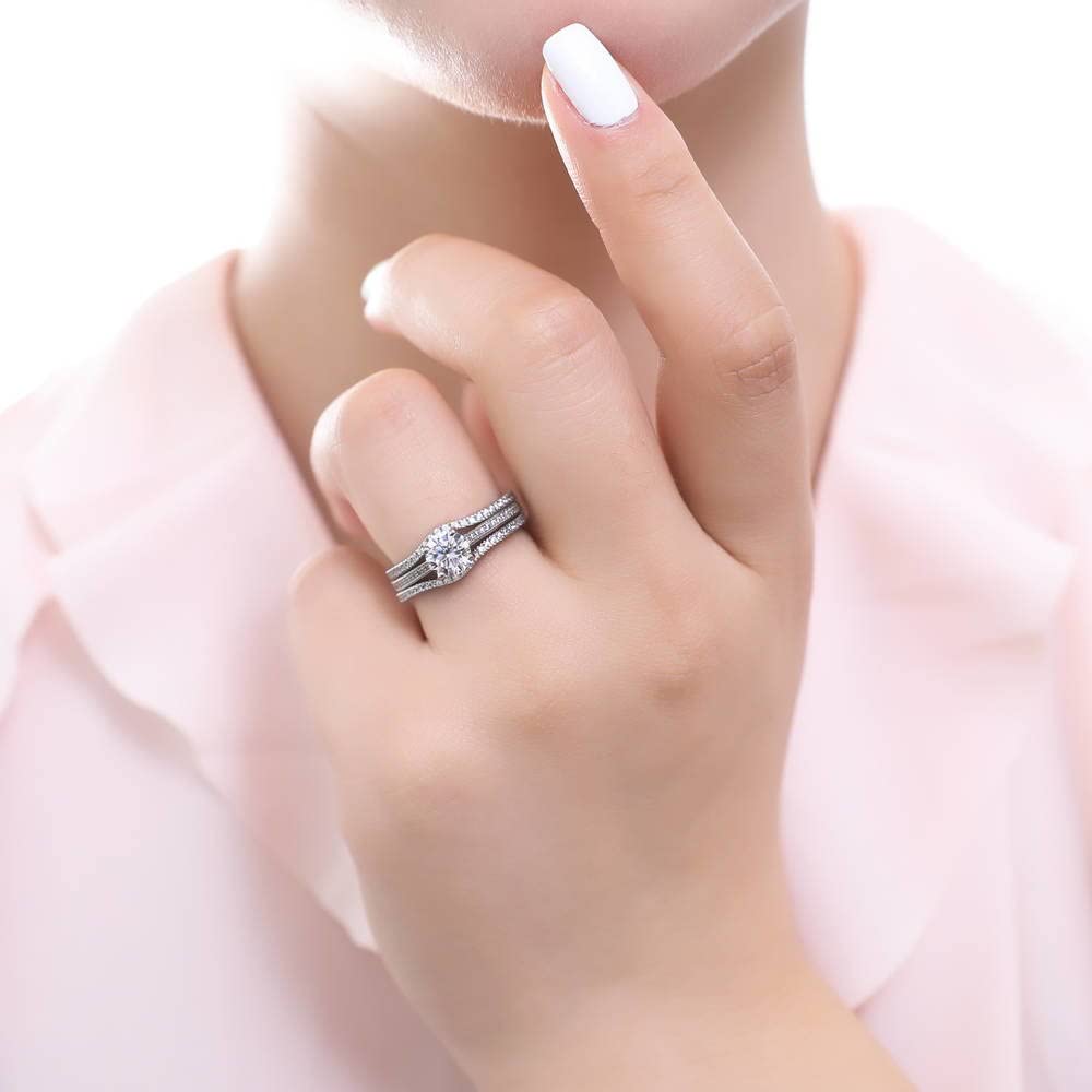 BERRICLE Sterling Silver Solitaire Wedding Engagement Rings 1 Carat Round Cubic Zirconia CZ Ring Set for Women, Rhodium Plated Size 8.5