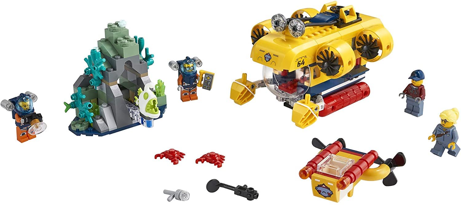 LEGO City Ocean Exploration Submarine 60264, with Submarine, Coral Reef Setting, Underwater Drone, Glow in The Dark Anglerfish Figure and 4 Explorer Minifigures (286 Pieces)