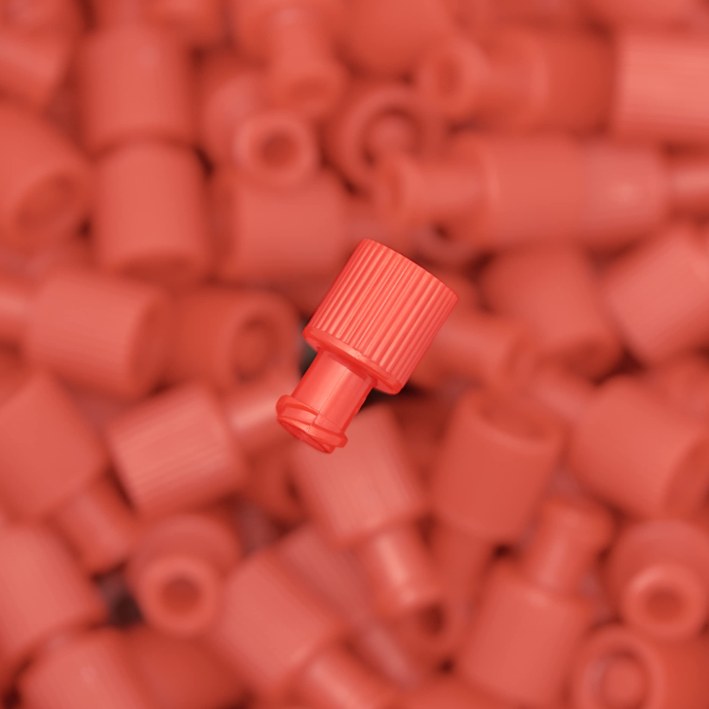 Dispense All - DMF Cap - Dual Male-female Luer Lock Cap, Non-sterile (Red, 100)