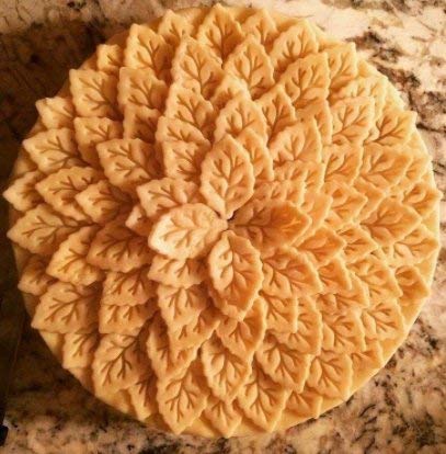 Cake Leaves Baking Pie Crust Mold Cookie Cutters, Pastry/Fondant Stampers/Apple Pie for Thanksgiving, Set of 4 (Random Color)