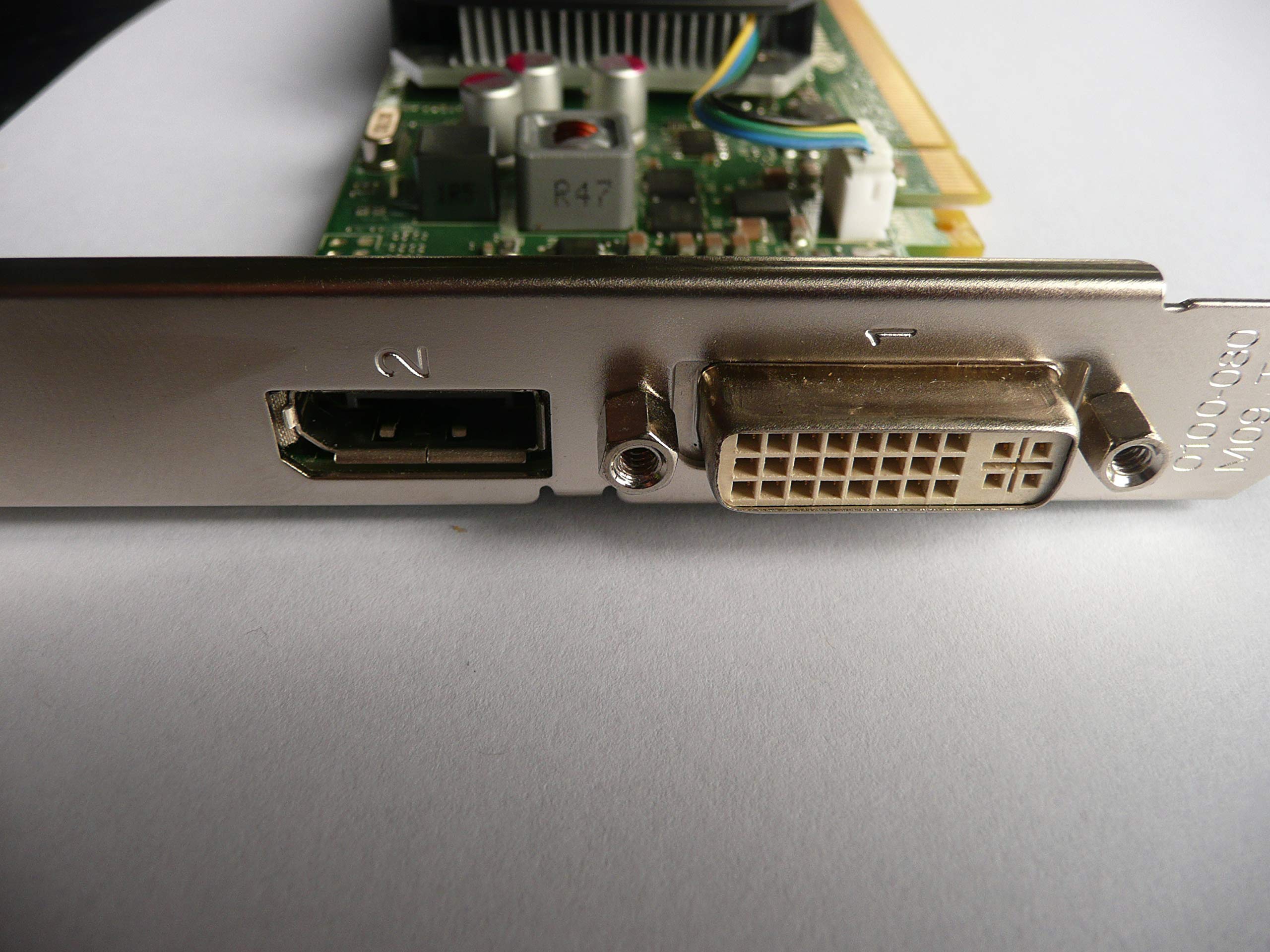 Pny - Nvidia Quadro K620 Graphics Card Quadro K620 2 Gb Ddr3 Pcie 2.0 X16 Low Profile Dvi, Displayport "Product Category: Computer Components/Video Cards & Adapters"