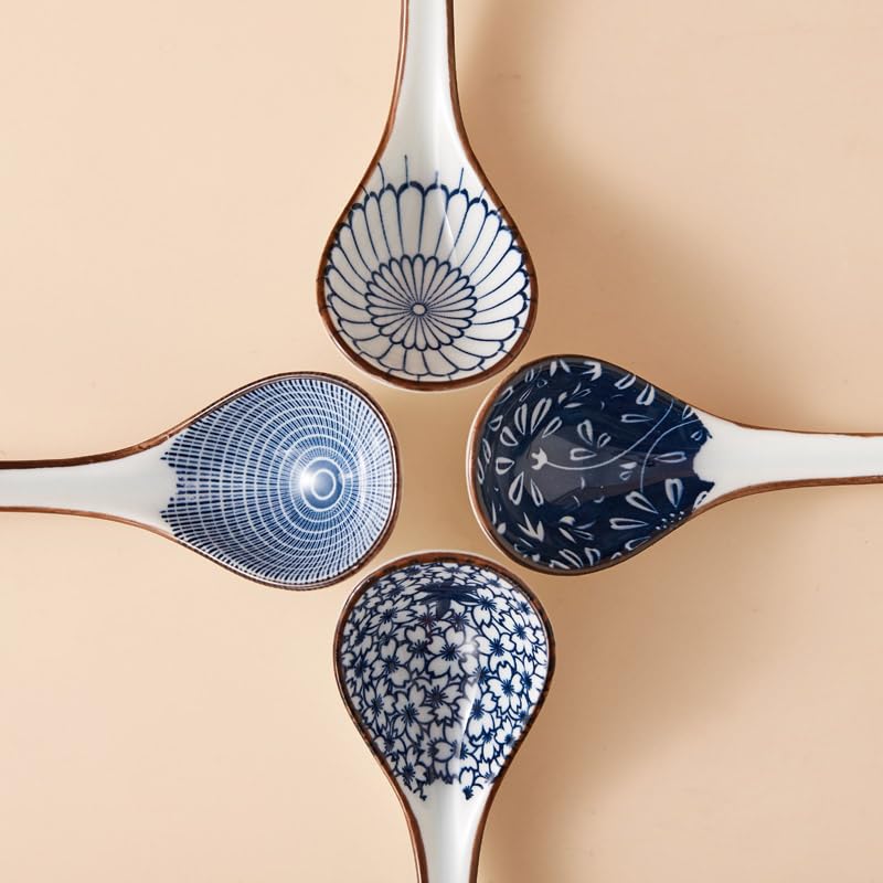 JOBNTZ Asian Soup Spoon,Ceramic Ramen Spoon,6.4inch Japanese Pho Spoon with Long Handle for Miso,Dumpling,Noodles,Wonton (Blue and White Porcelain, Set of 4)