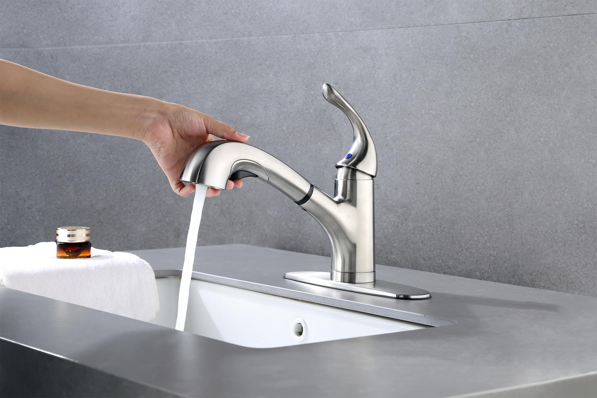 Derengge Single Handle Pull Out Kitchen Faucet,Oil Rubbed Bronze Kitchen Sink Faucet with Deck Plate for Farmhouse, Camper, Laundry, Rv,Bar,EW-083F-ORB