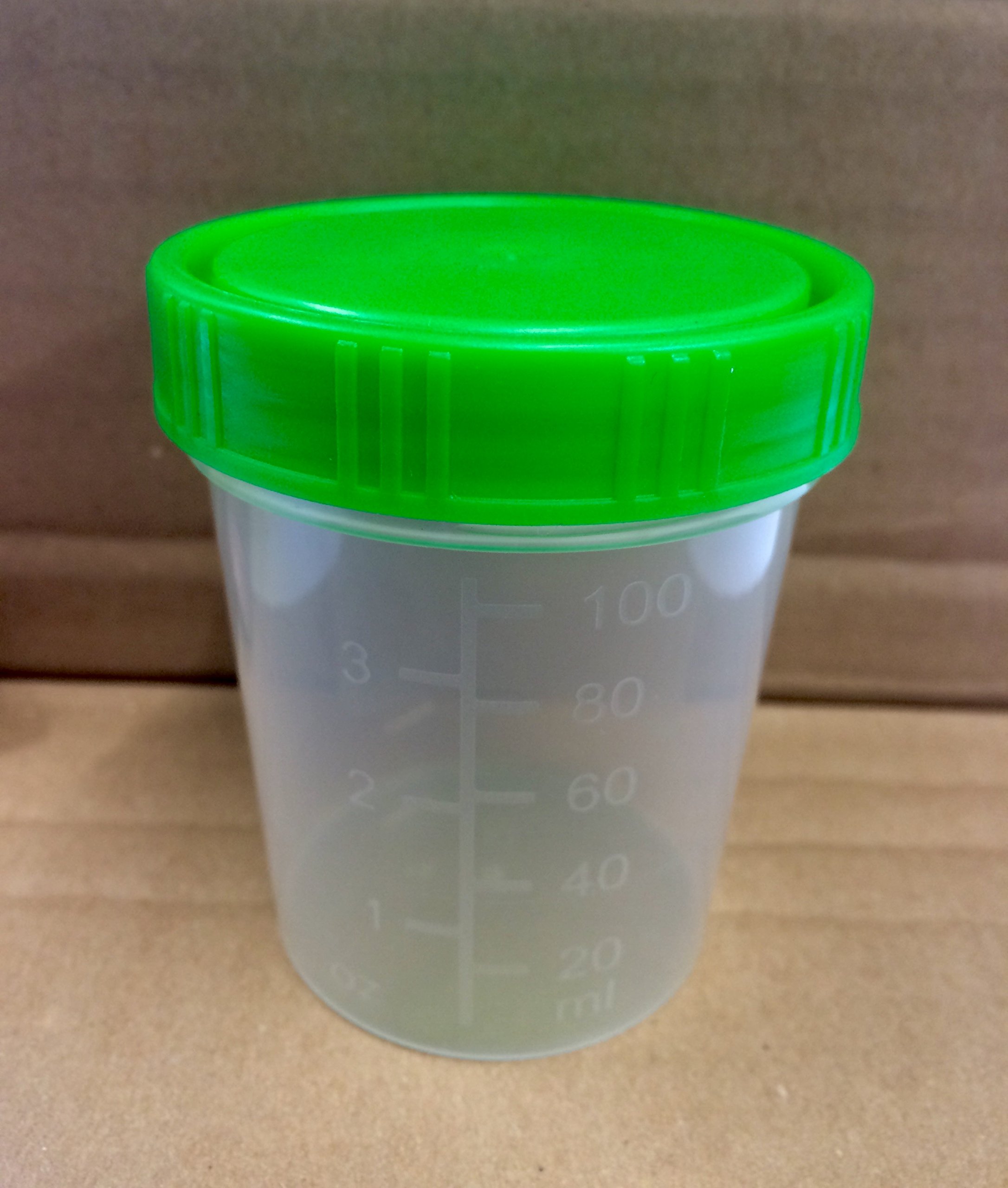 Transparent Plastic Beakers with Green cap/screw lids (Pack of 5)