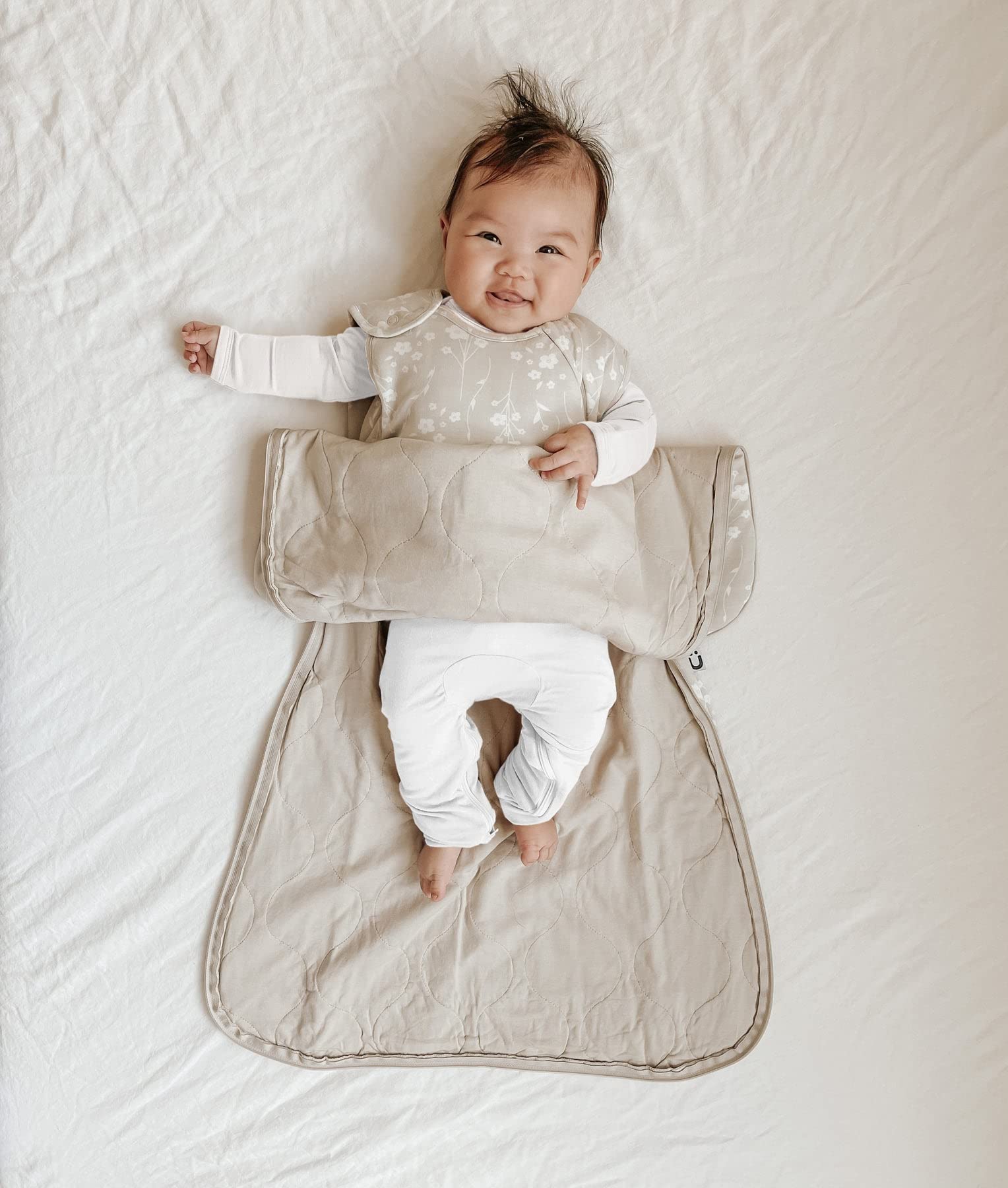GUNAMUNA Unisex Baby Sleep Bag, Sleep Sack Sleeping Bag for Infants Toddlers, Easy Changing Diaper Zipper, 2.6 TOG, Magnolia, 18-24 Months