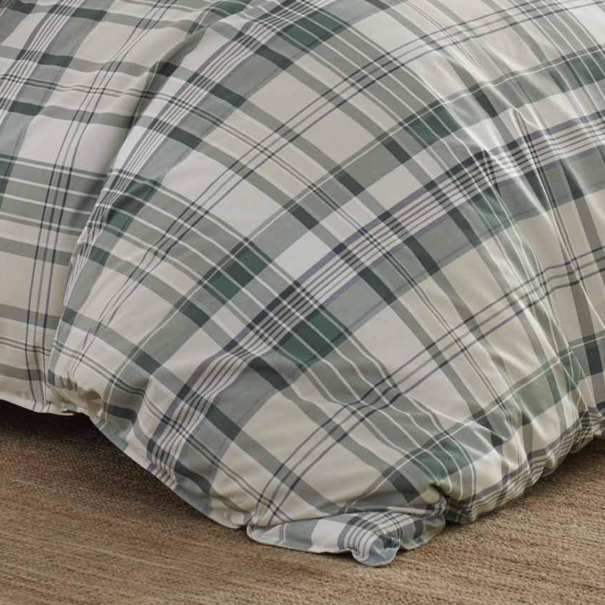 Eddie Bauer - King Duvet Cover Set, Cotton Reversible Bedding with Matching Shams, Plaid Home Decor for All Seasons (Timbers Evergreen, King)