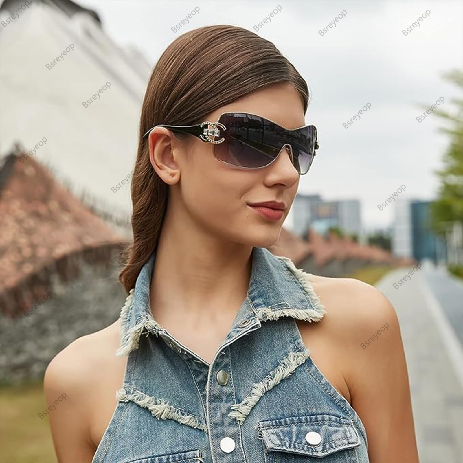 Bsreyeop Wrap Around Y2K Sunglasses for Women Men Fashion Large Frame One-piece Shades Trendy Shield Design Gradient Lens (Black Frame/Gradient Brown Lens C1)