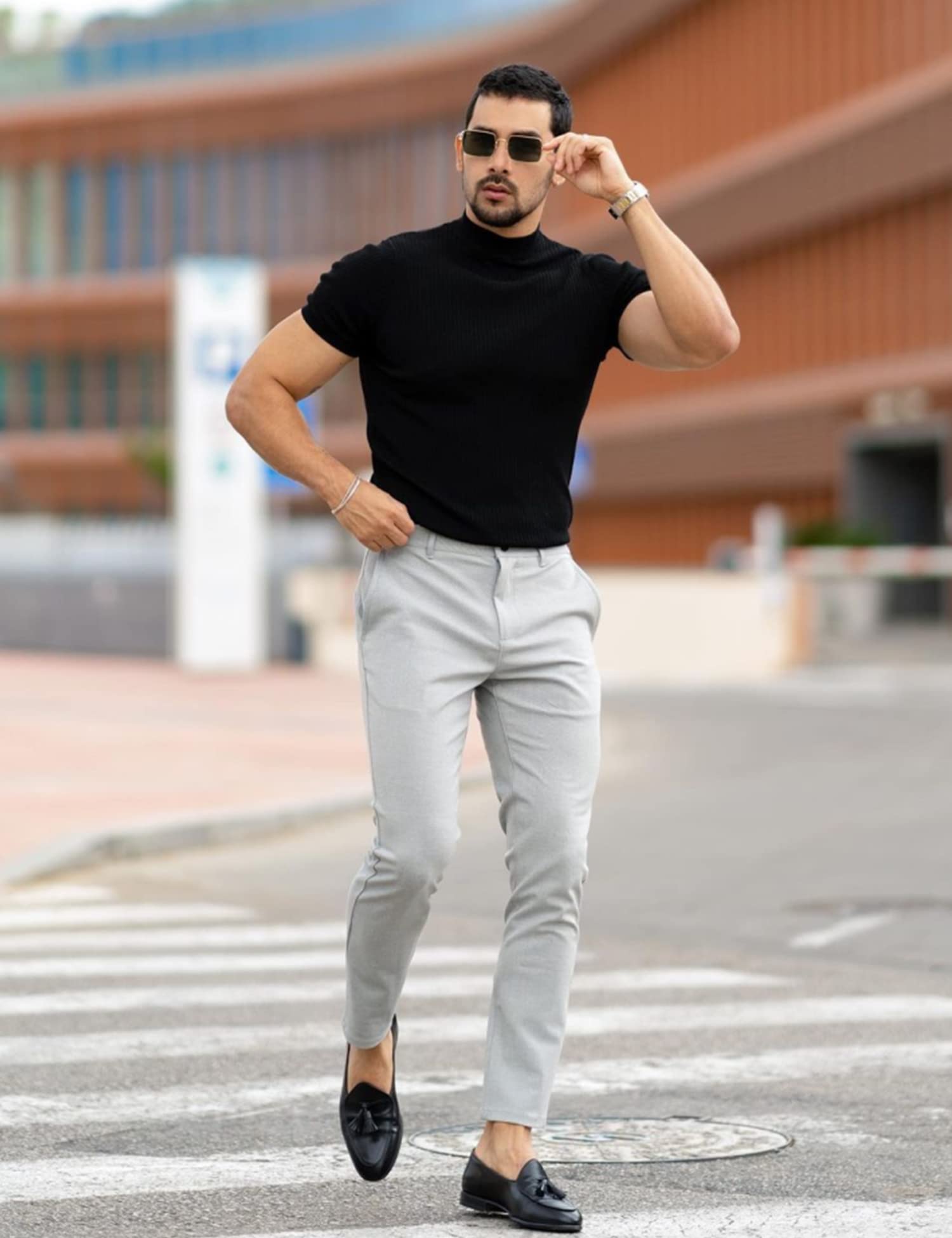 AstoSeu Men's Turtleneck T-Shirts Slim Fit Short Sleeve Basic Tops Lightweight Mockneck Sweater Black S