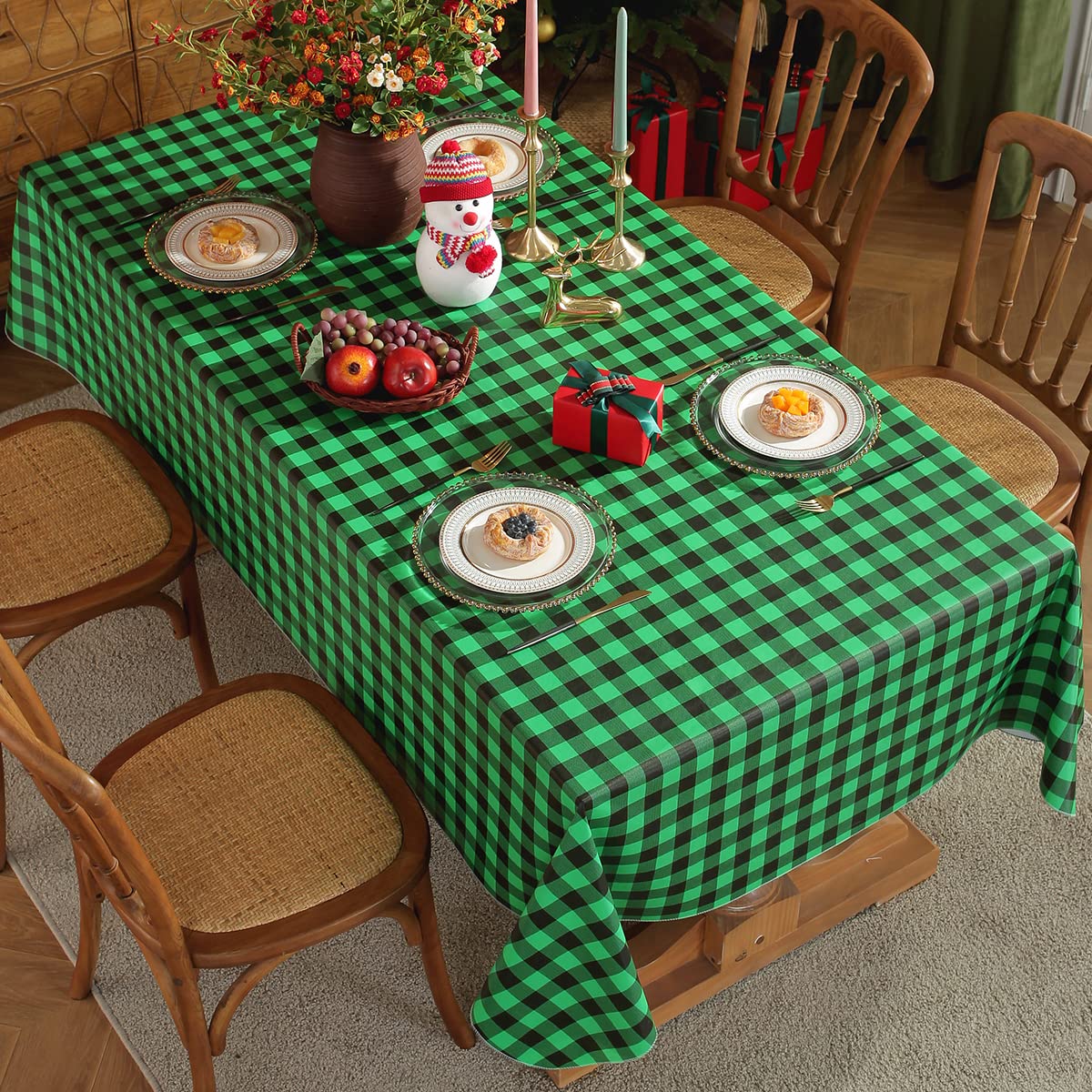 Buffalo Plaid Vinyl Christmas Tablecloth Rectangle 52 x 70 Inch With Flannel Backing, Waterproof & Anti Slip Plastic Tables Cloths, Heavy Duty Table Cover for Winter, Party & Holiday, Green and Black