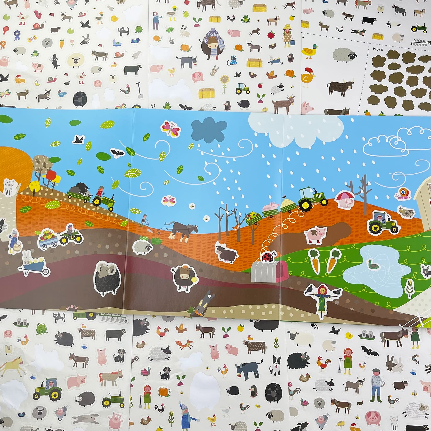 Farm - 500 Stickers and Puzzle Activities: Fold Out and Play! (John Deere: Children's Interactive Fold Out and Play Puzzle Activity Book)