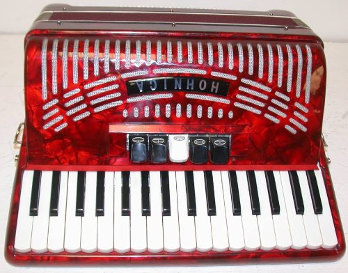 HOHNER 1305-RED Hohnica 72 Bass 34-Key Entry Level Piano Accordion Range G to E
