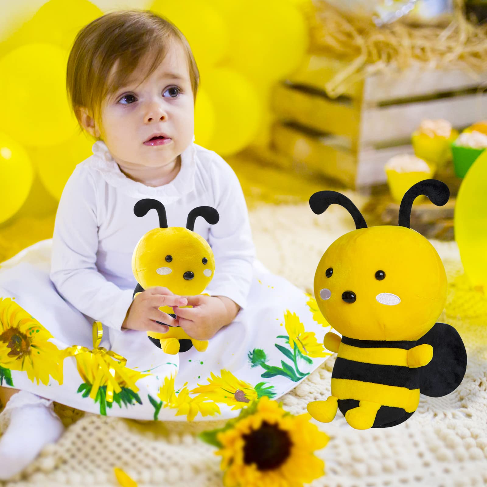 Putrer Bee Plush Toy,8" Bee Stuffed Animal,Soft Honeybee Plush Doll Gift for Kids Birthday Party,Christmas,Valentine (8 inch)